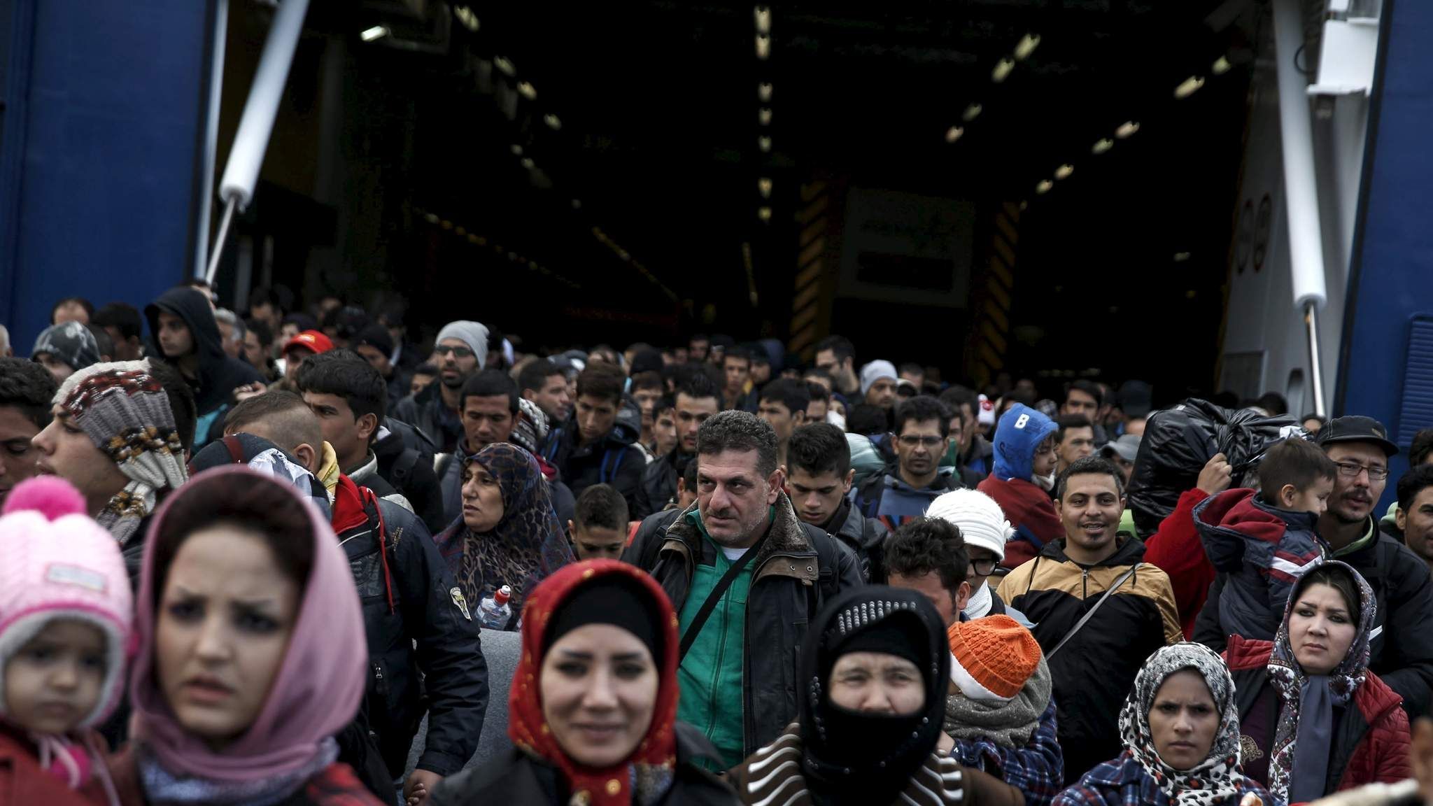 US Governors Say No To Syrian Refugees | US News | Sky News