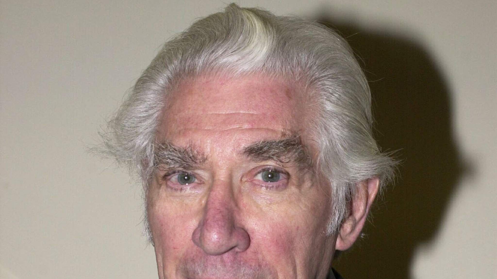 Tributes As 'Damn Fine Actor' Frank Finlay Dies | Ents & Arts News ...