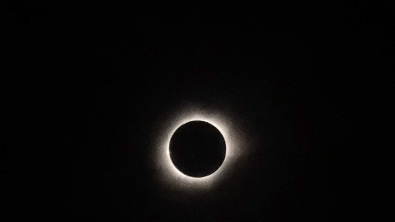 Total Eclipse Of The Sun Turns Day Into Night | World News | Sky News