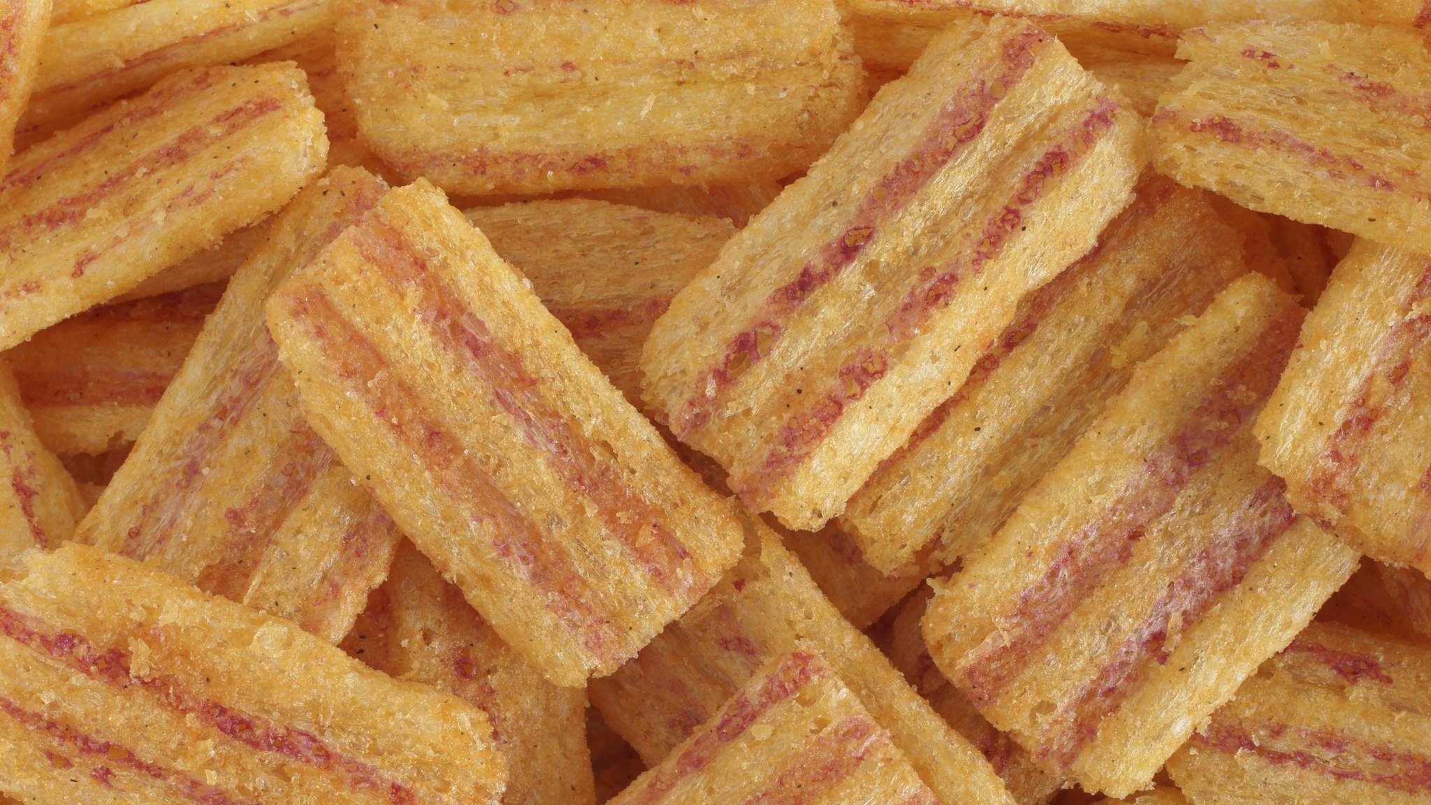 Clash Of The Crisps For World Cup Title Glory | UK News | Sky News