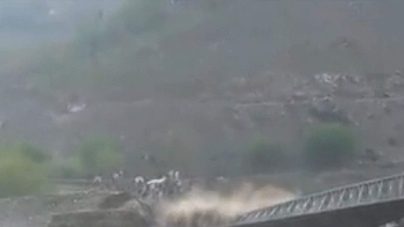 Video Shows Partial Collapse Of A Bridge Damaged By Pakistan Floods ...
