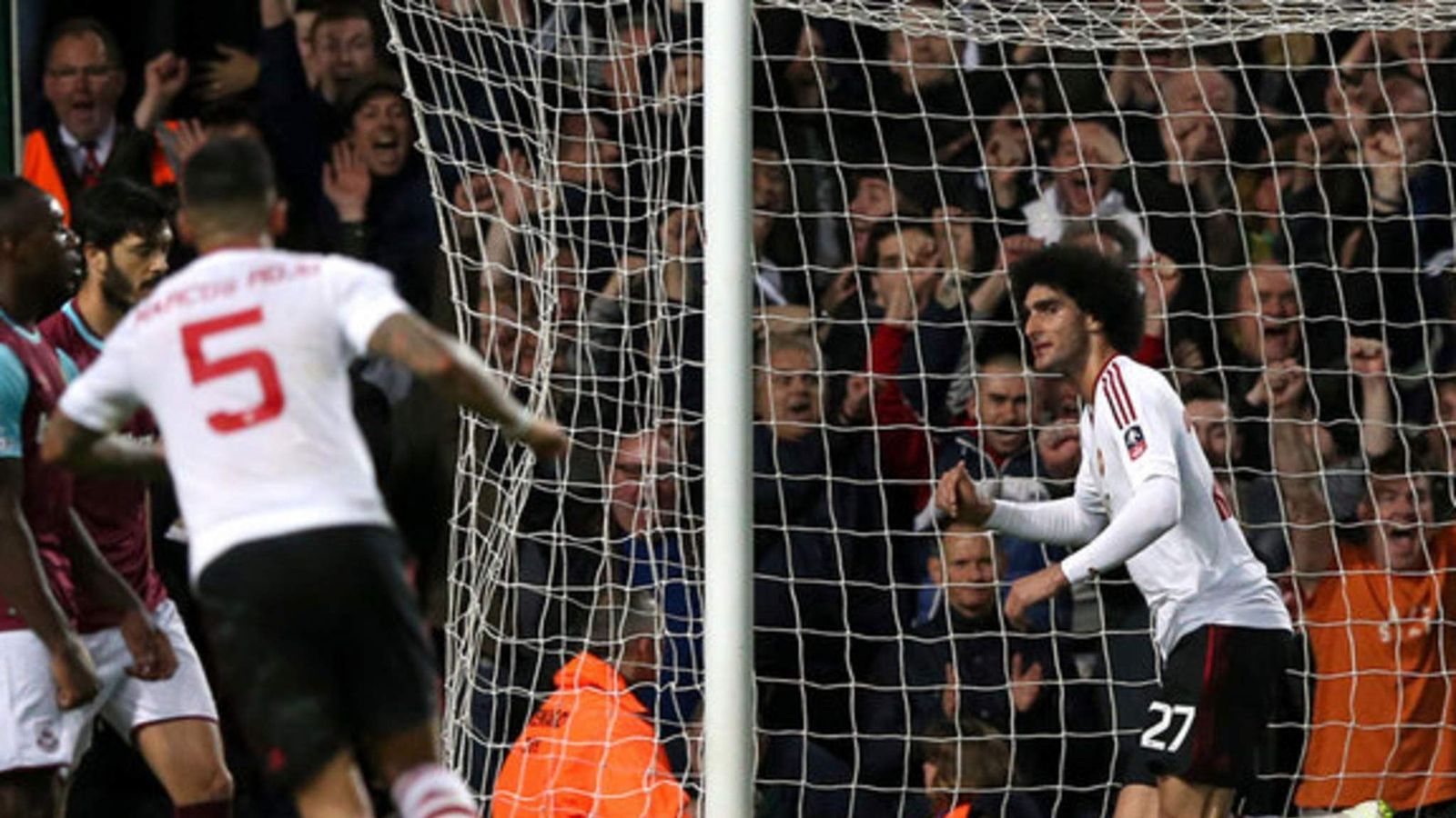 Fellaini Goal Sends West Ham Out Of FA Cup | Scoop News | Sky News