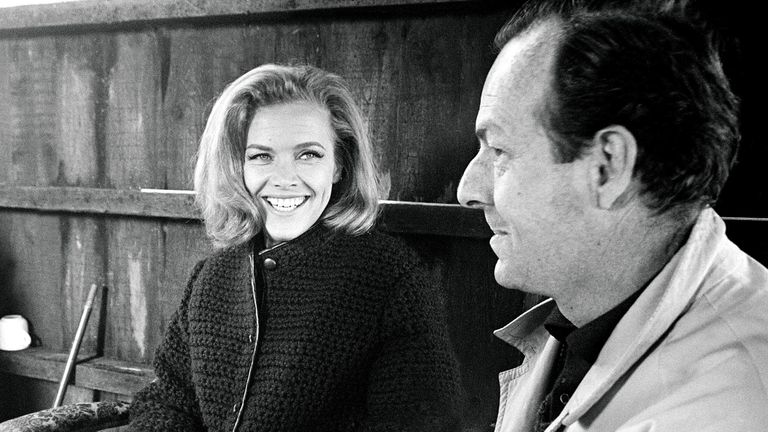 Goldfinger Director Guy Hamilton Dies Aged 93 | Ents & Arts News | Sky News