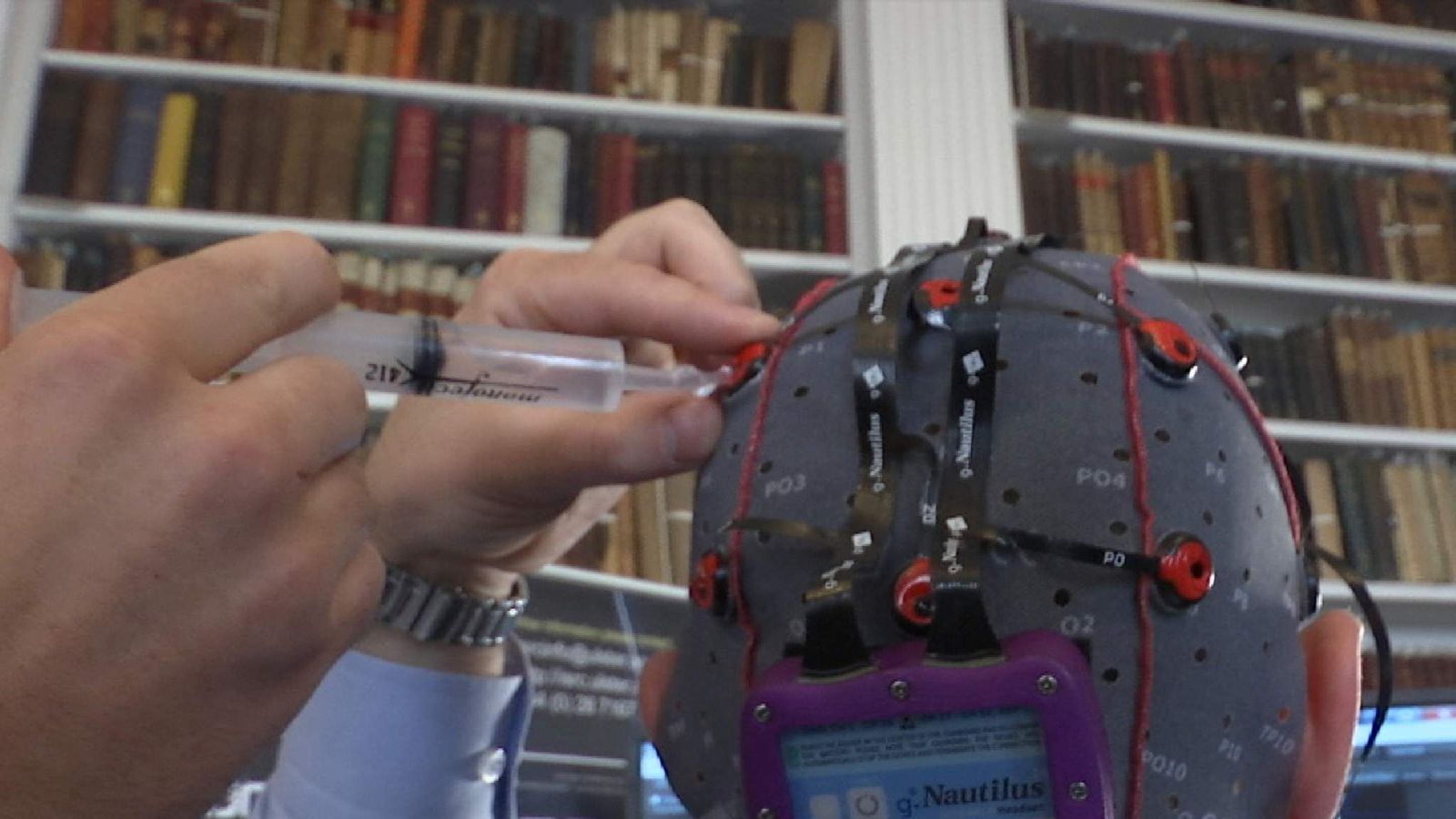 Swipe: Mind-Controlled Computers And A 3D-Printed Dancing Robot | Scoop ...
