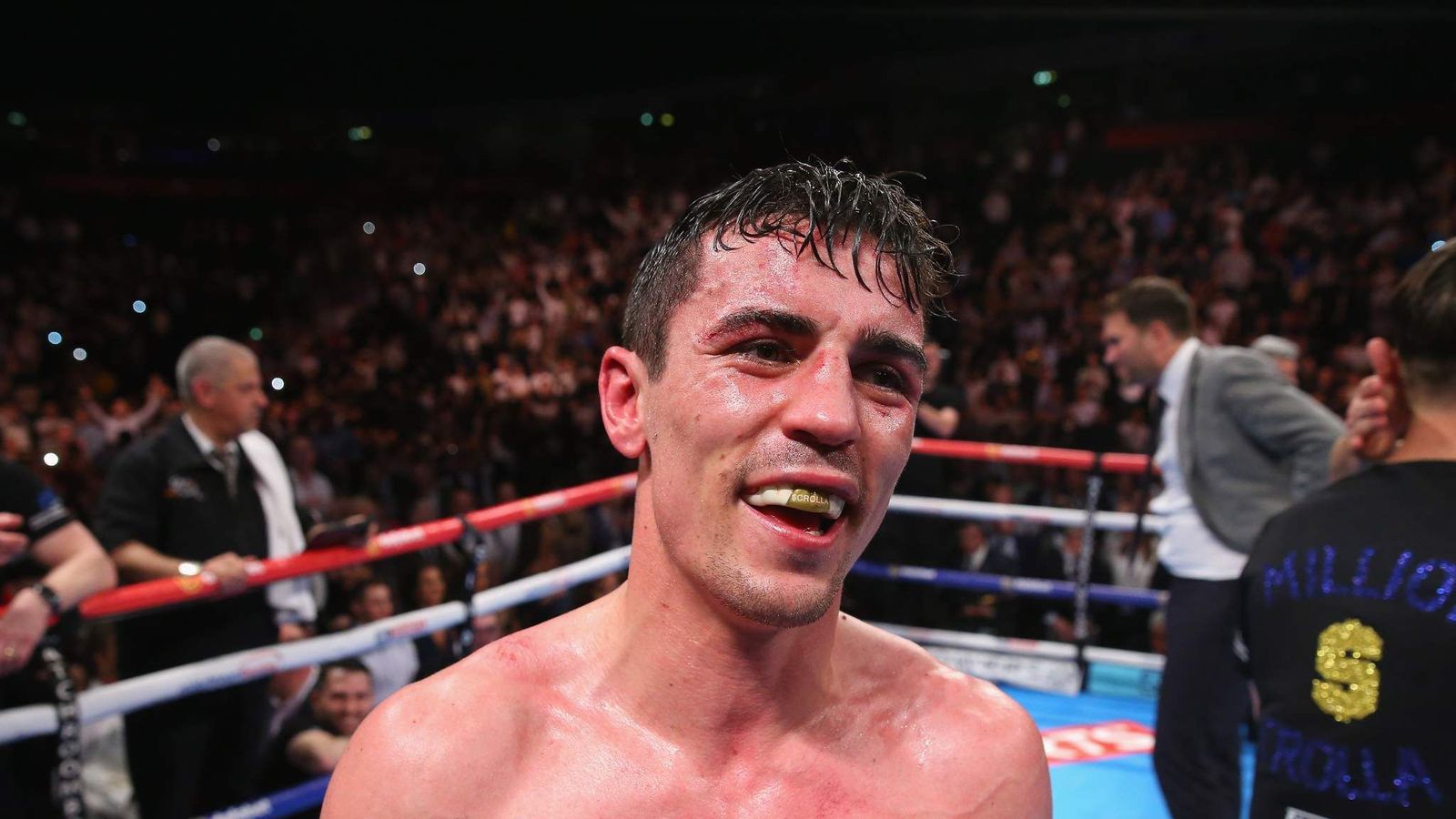 Crolla Floors Barroso To Keep World Title | Scoop News | Sky News