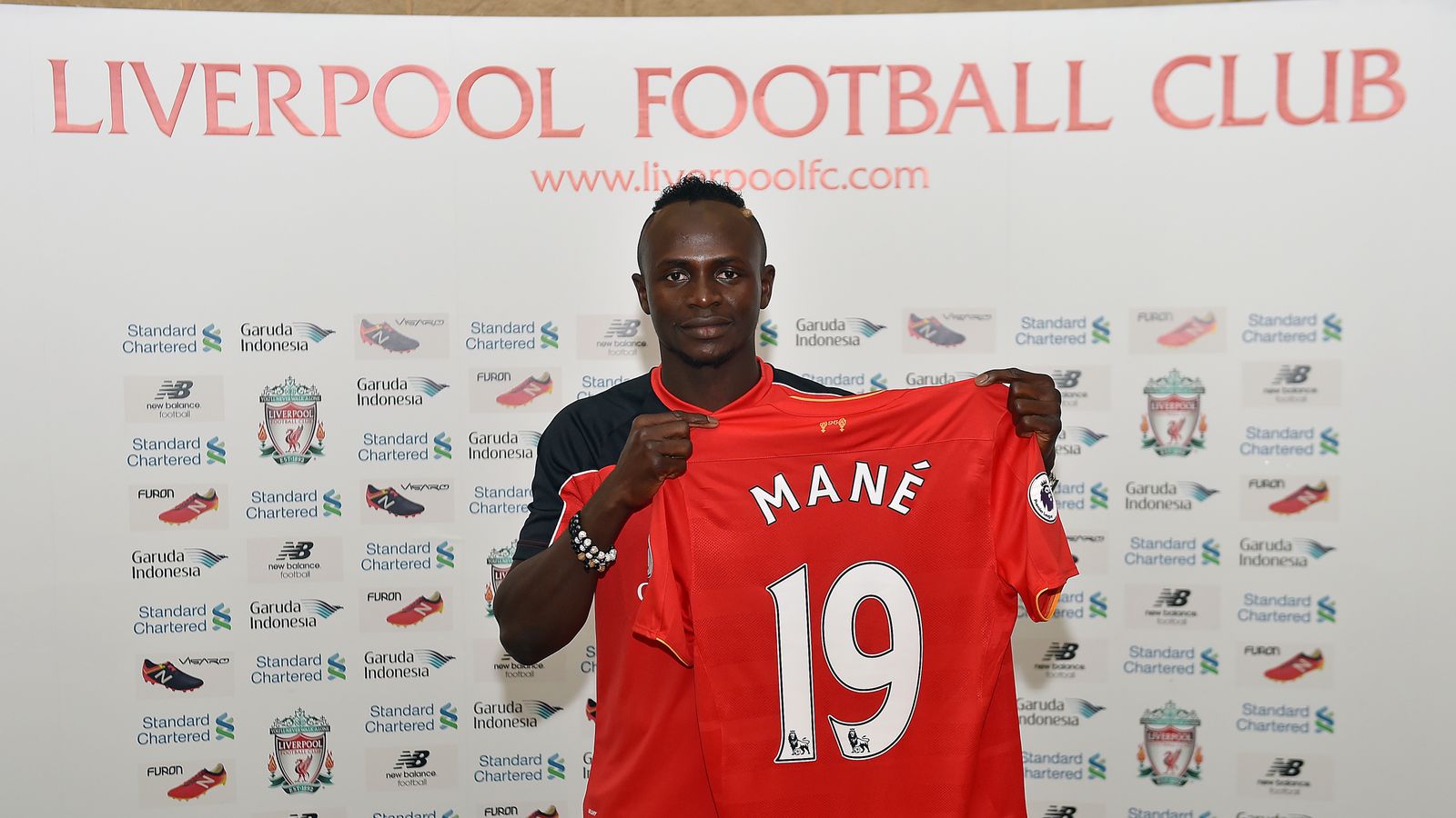 Mane Reveals Prior Interest From Man Utd | World News | Sky News