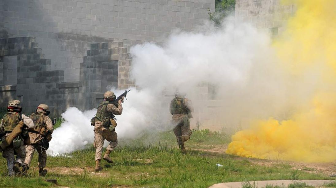 US Army Develops Eco-Friendly Smoke Grenades