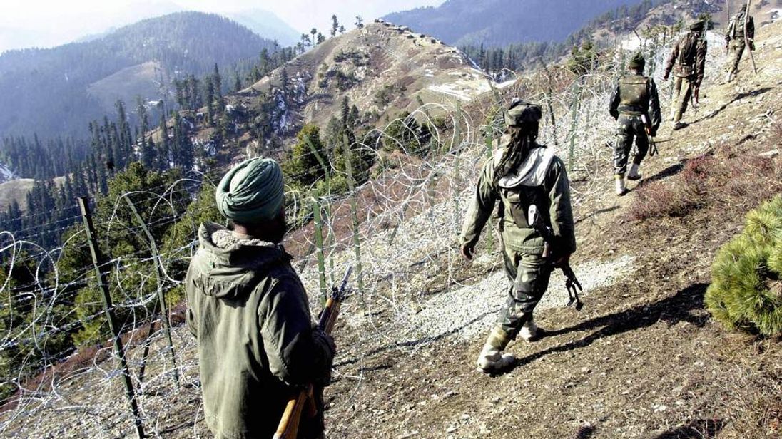 Kashmir: Pakistan 'Kills Five Indian Soldiers'