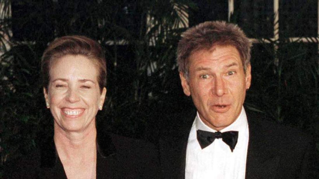 Et Screenwriter Melissa Mathison Dead At 65 Variety