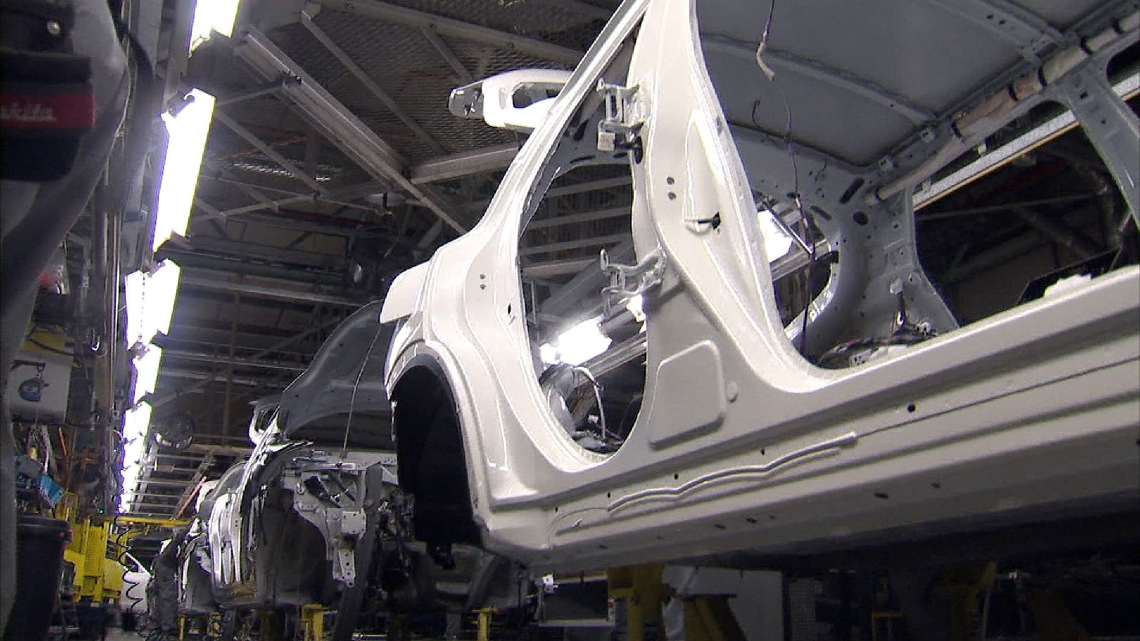 Manufacturers see cost pressures as output hits 2014 high | Money News ...