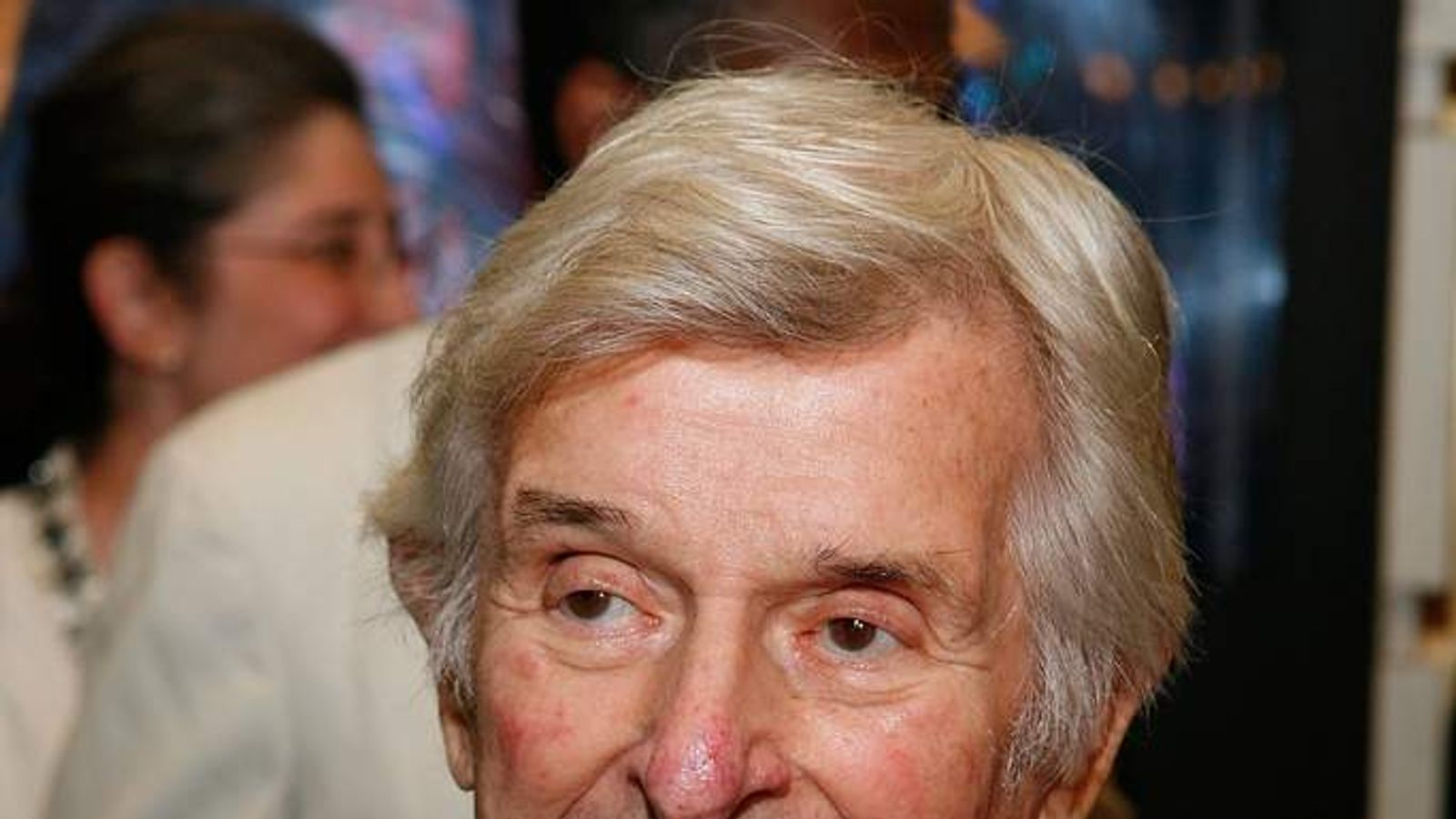 Sid Bernstein: Legendary Music Promoter Dies | Ents & Arts News | Sky News