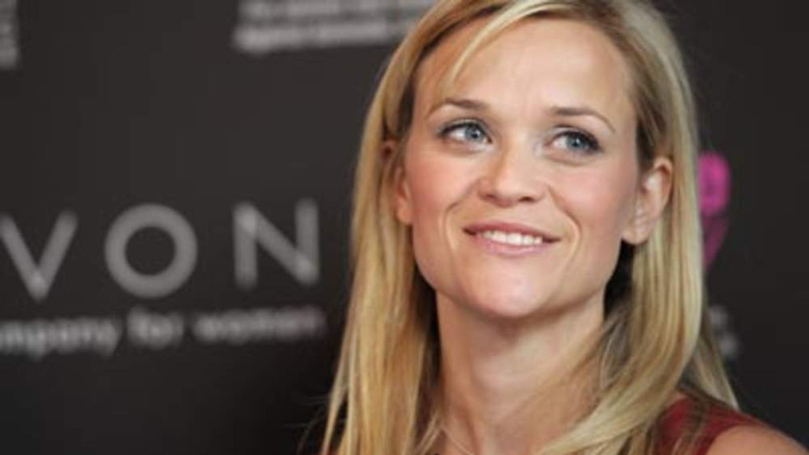 Actress Reese Witherspoon Hit By Car | Ents & Arts News | Sky News