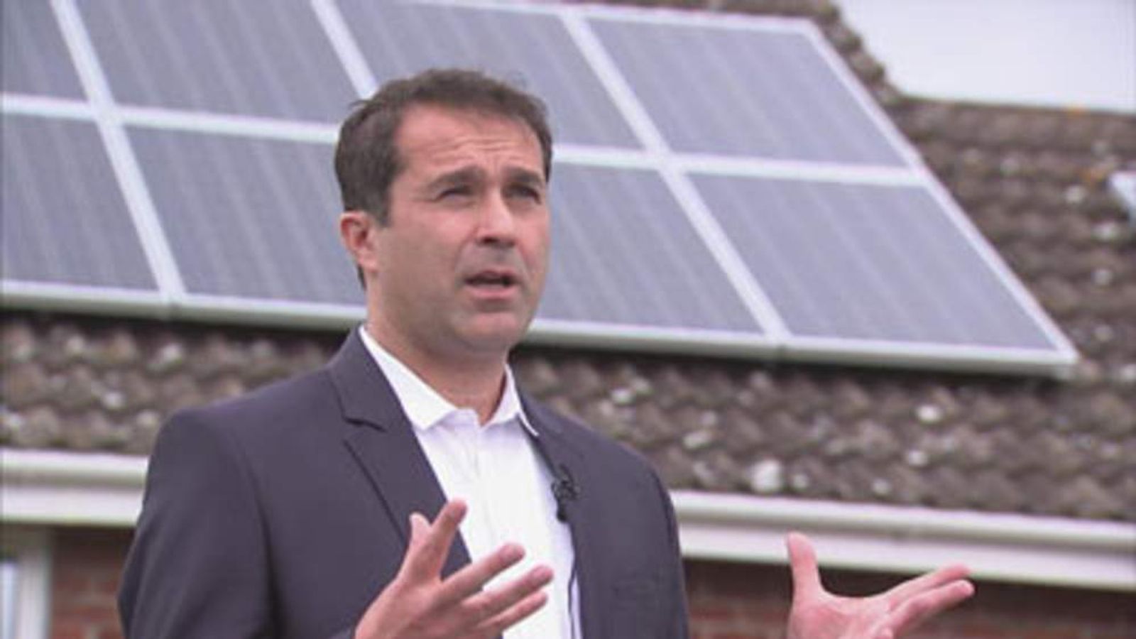 Energy Firm's £1bn Solar Power Giveaway | Science, Climate & Tech News ...