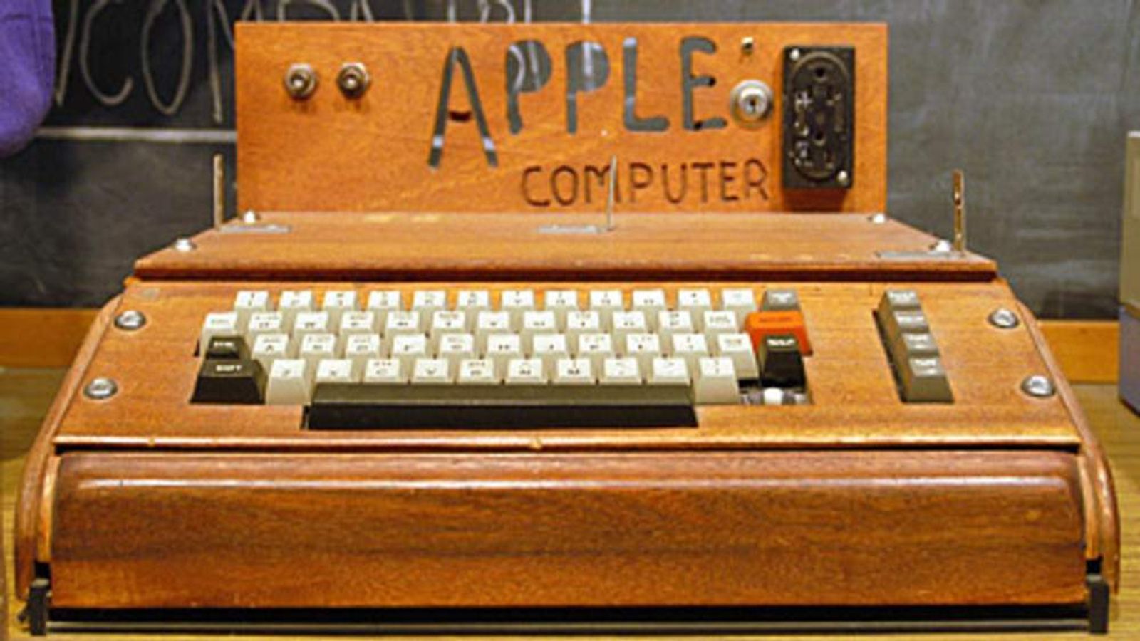 Apple-1: Computer Relic Sells For Thousands | Money News | Sky News