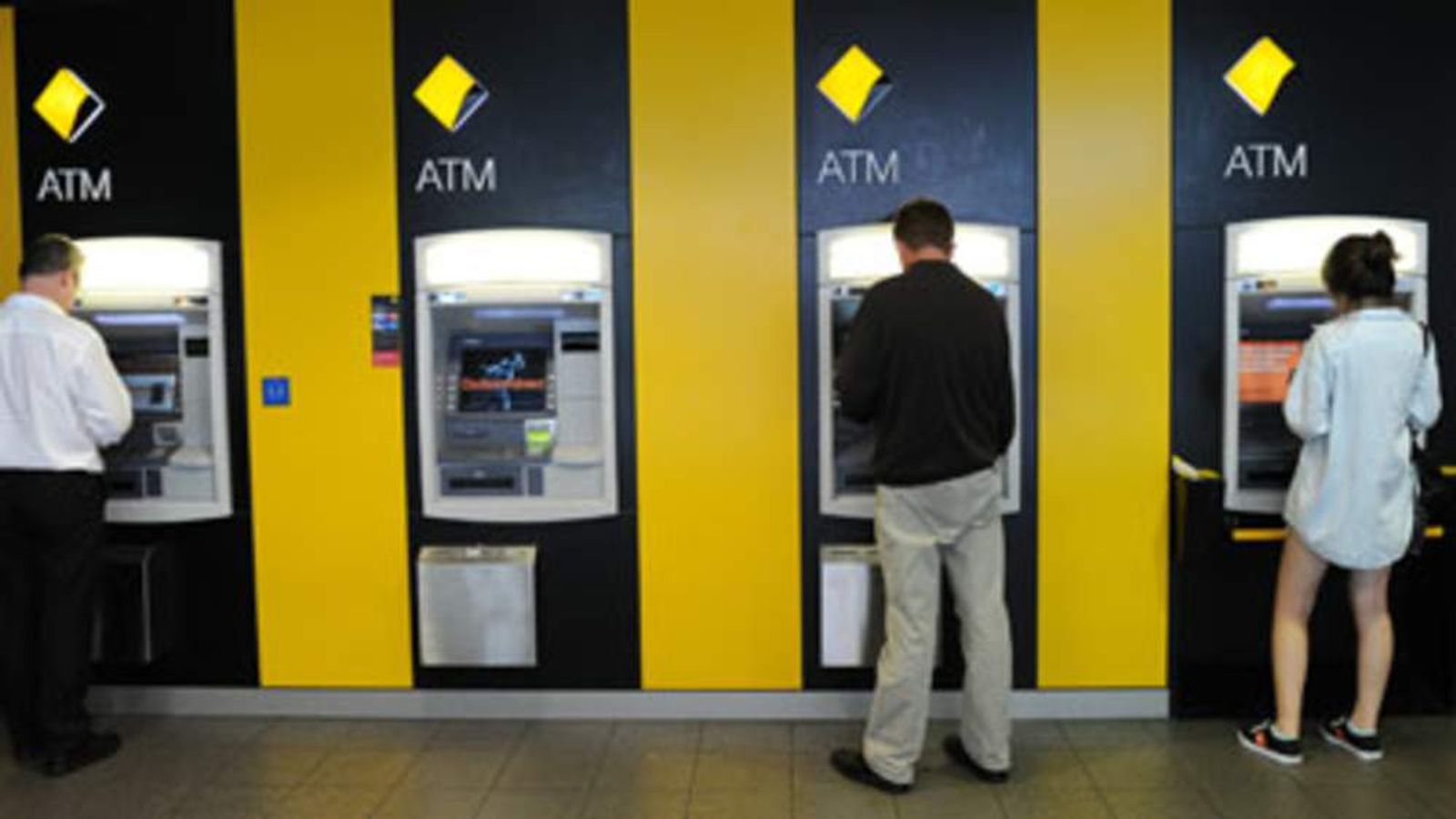 'Free' Money After Cash Machine Glitch In Oz | Scoop News | Sky News