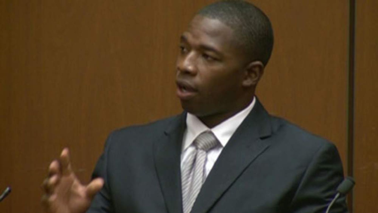 Jackson's Kids Witnessed Doctor's CPR Effort | World News | Sky News