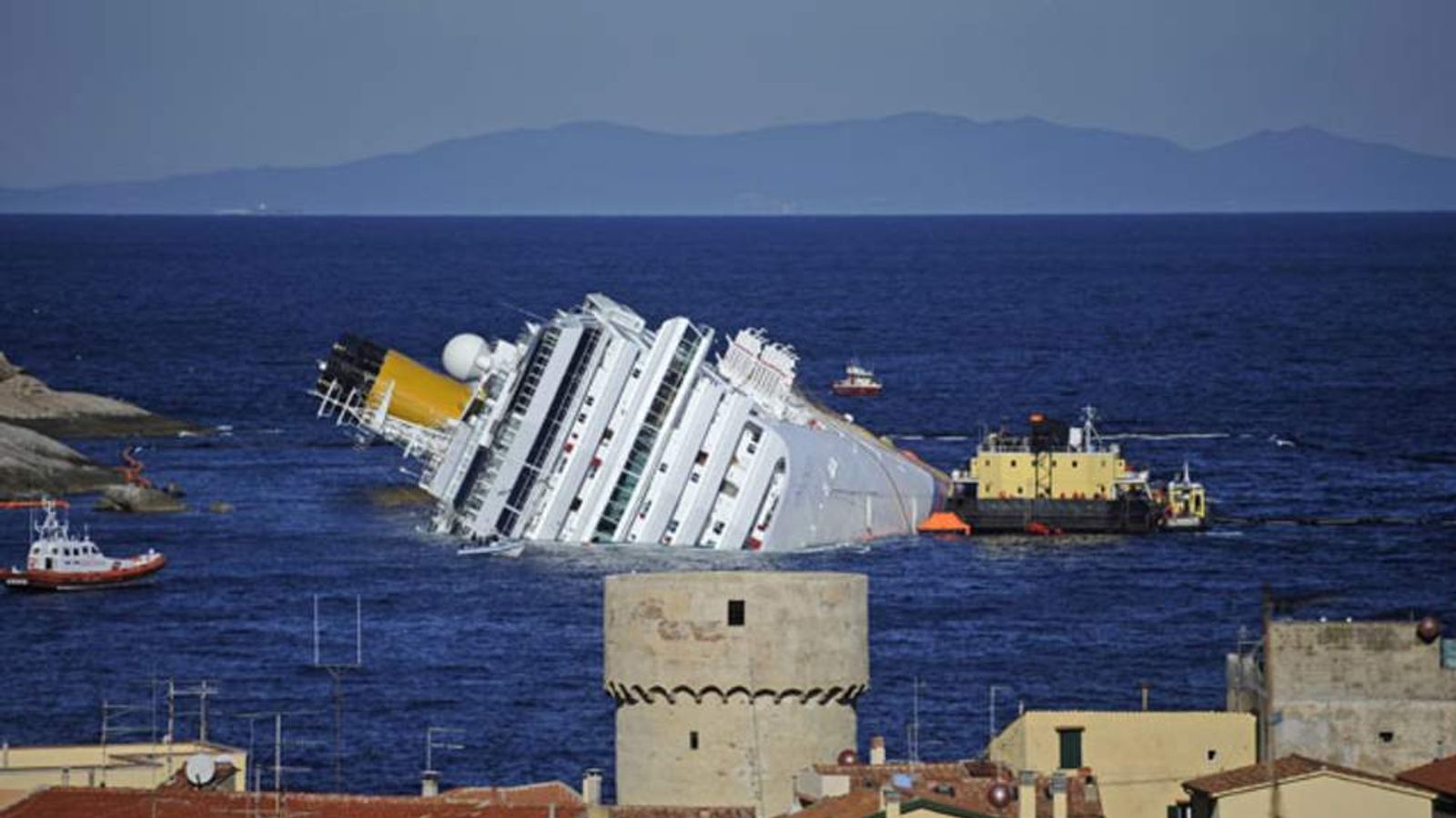 Costa Concordia Captain 'Distracted By Call' | World News | Sky News