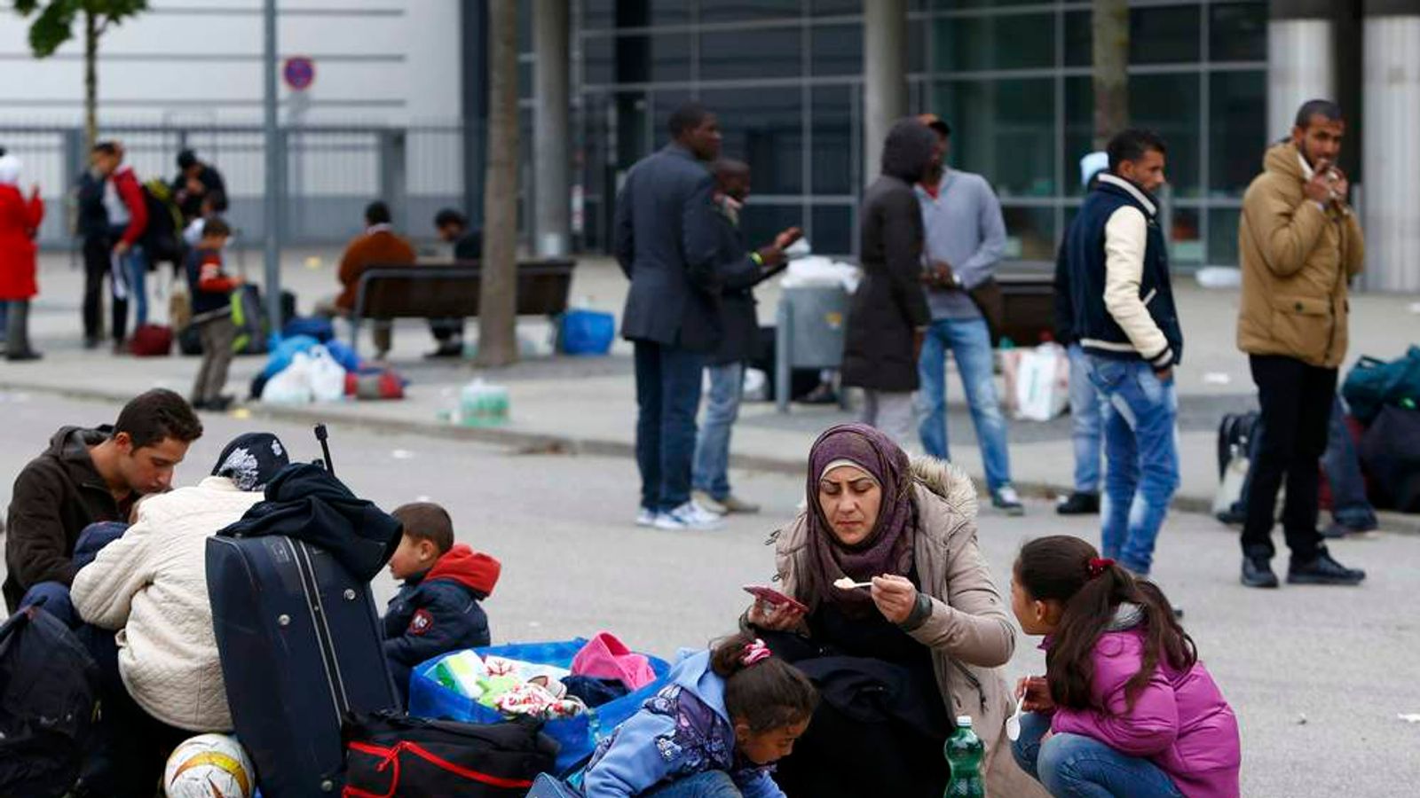 Migration Debate: Is Britain Doing Enough? | World News | Sky News