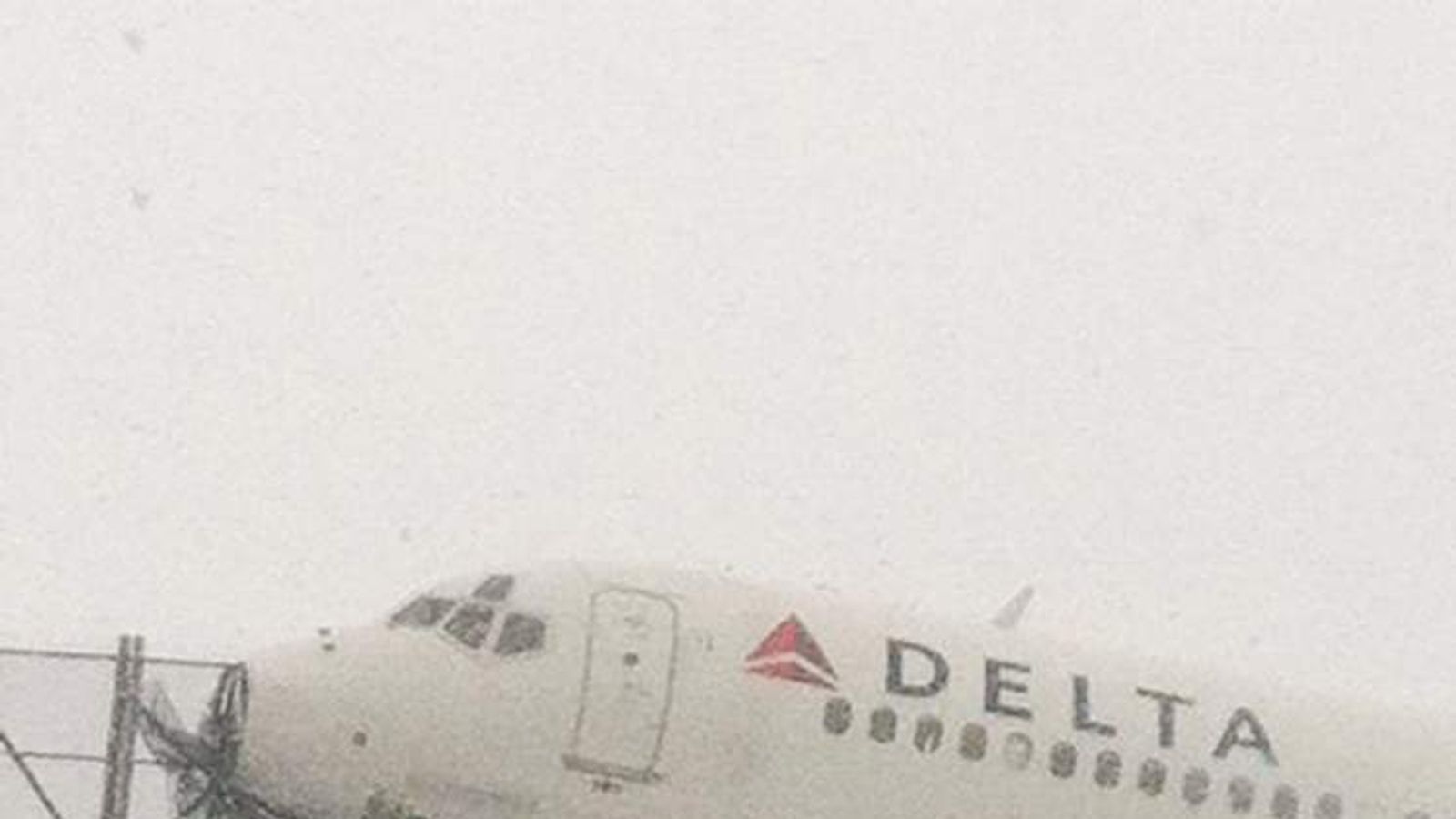 Jet Ends Up Close To Water After Landing In Bad Weather | Scoop News ...