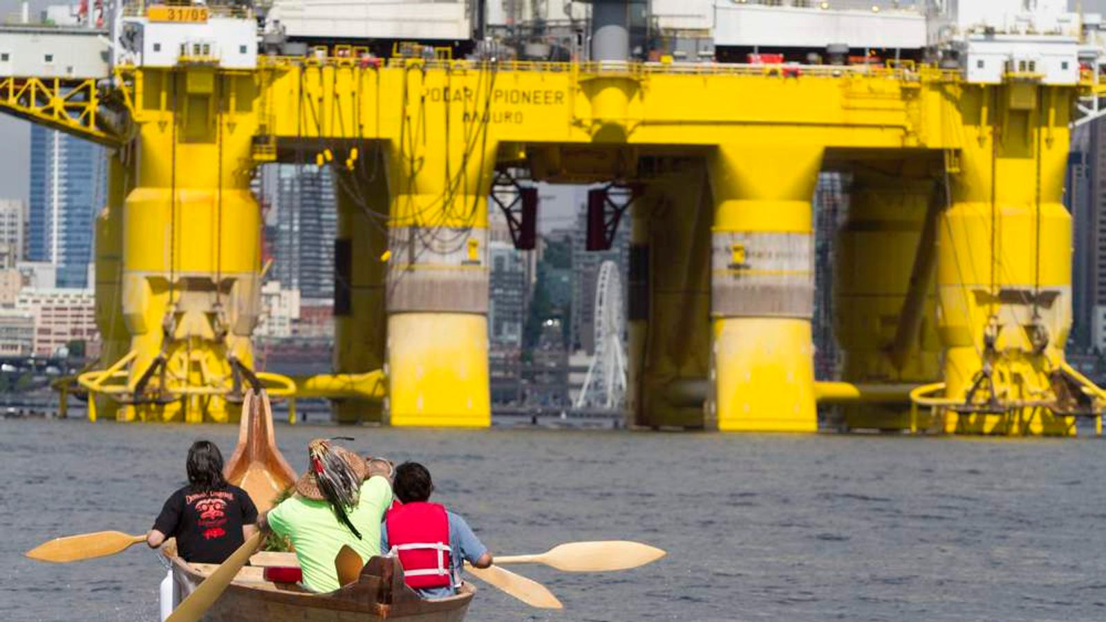 Seattle Eco-Activists Confront Shell Oil Rig | US News | Sky News