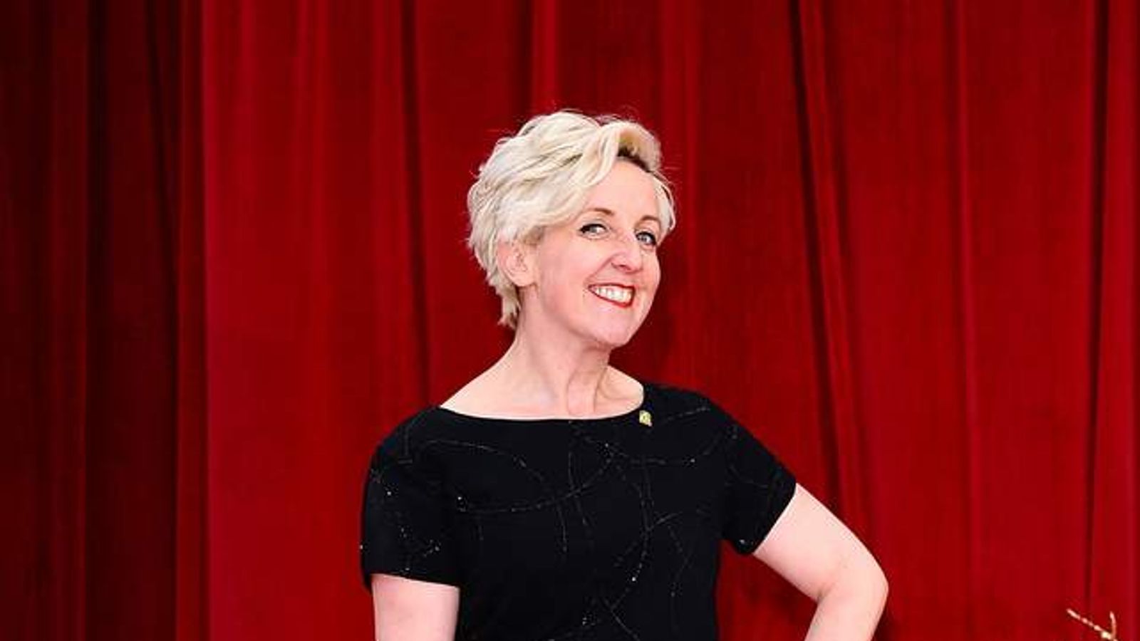 Corrie To Lose One Of Its Best-Loved Stars | Ents & Arts News | Sky News
