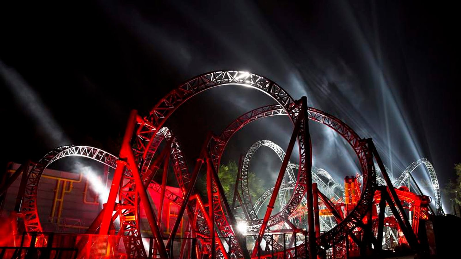 Alton Towers Closes Smiler Ride Over Bolt | UK News | Sky News