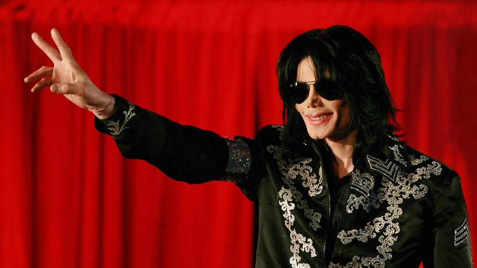 Michael Jackson Comeback Organisers' Fears | World News | Sky News