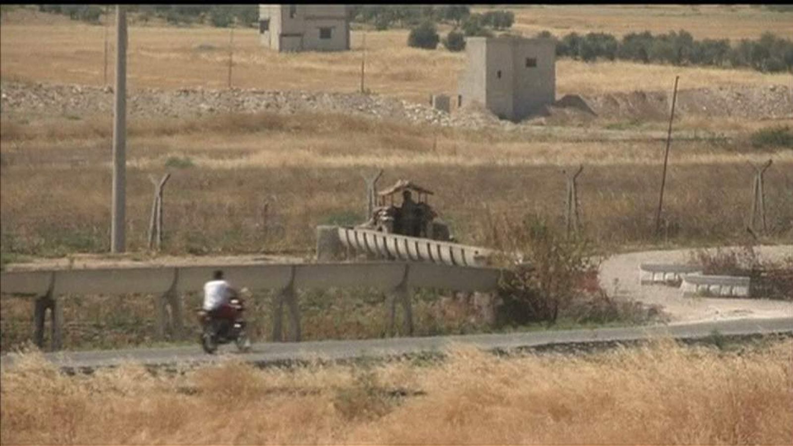 Turkey And US Mull Syria Border Buffer Zone | World News | Sky News