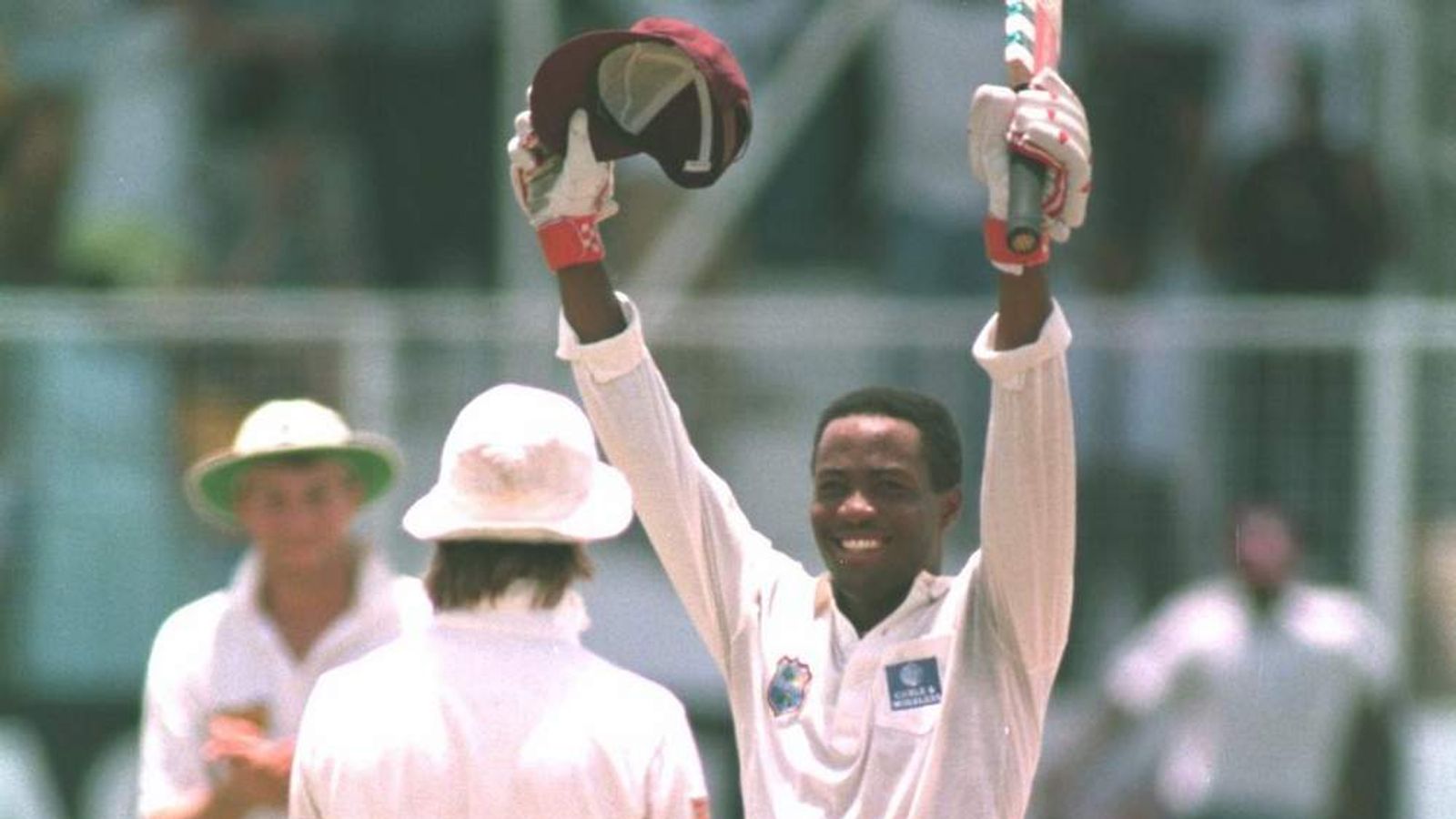 Lara Back At Lords | Scoop News | Sky News