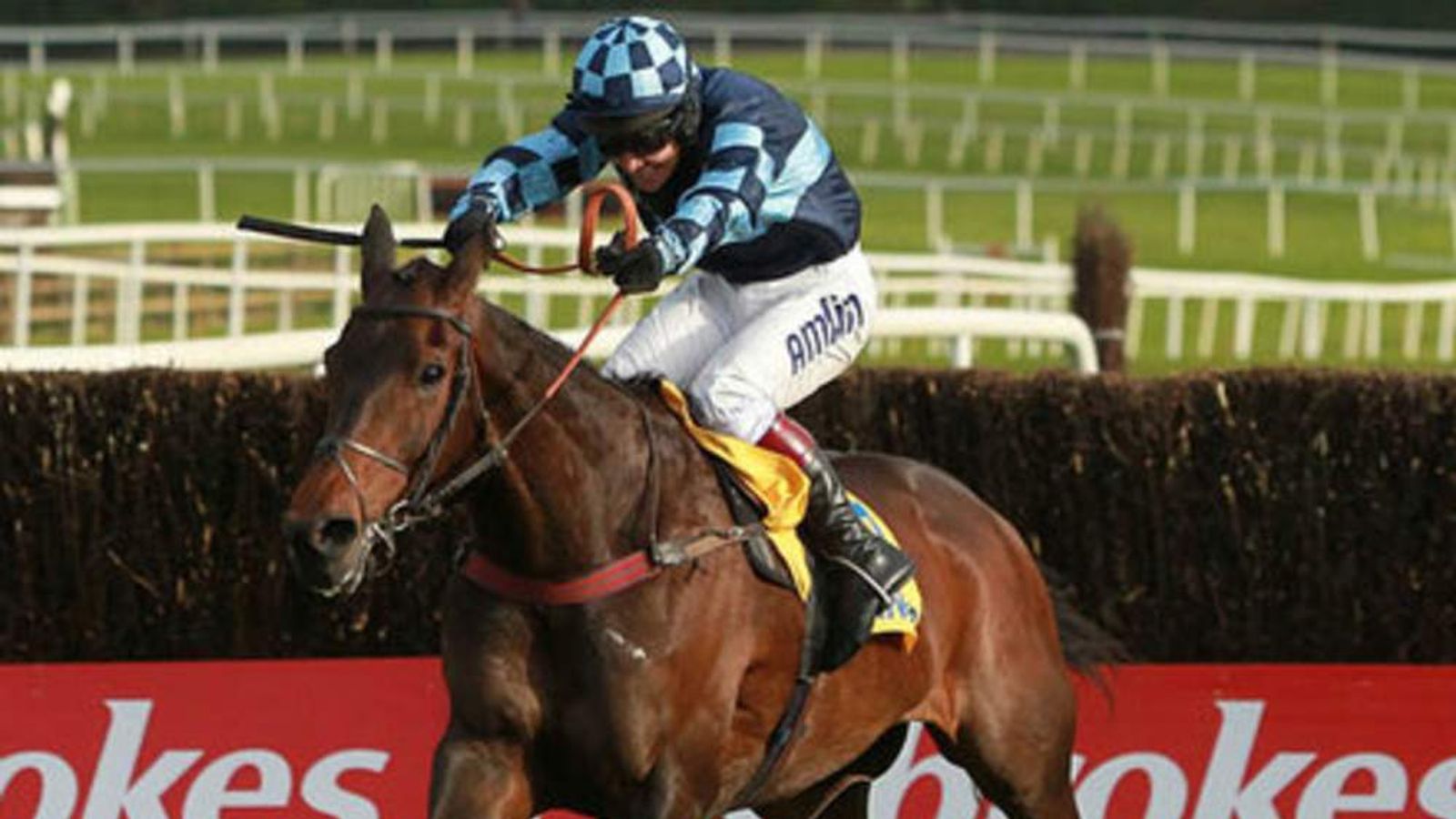 Captain Chris To Miss Kempton Showpiece | Scoop News | Sky News