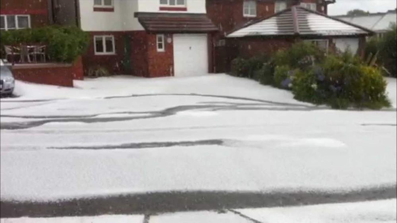 Winter Wonderland: 'Unbelievable' Hail Storm | UK News | Sky News