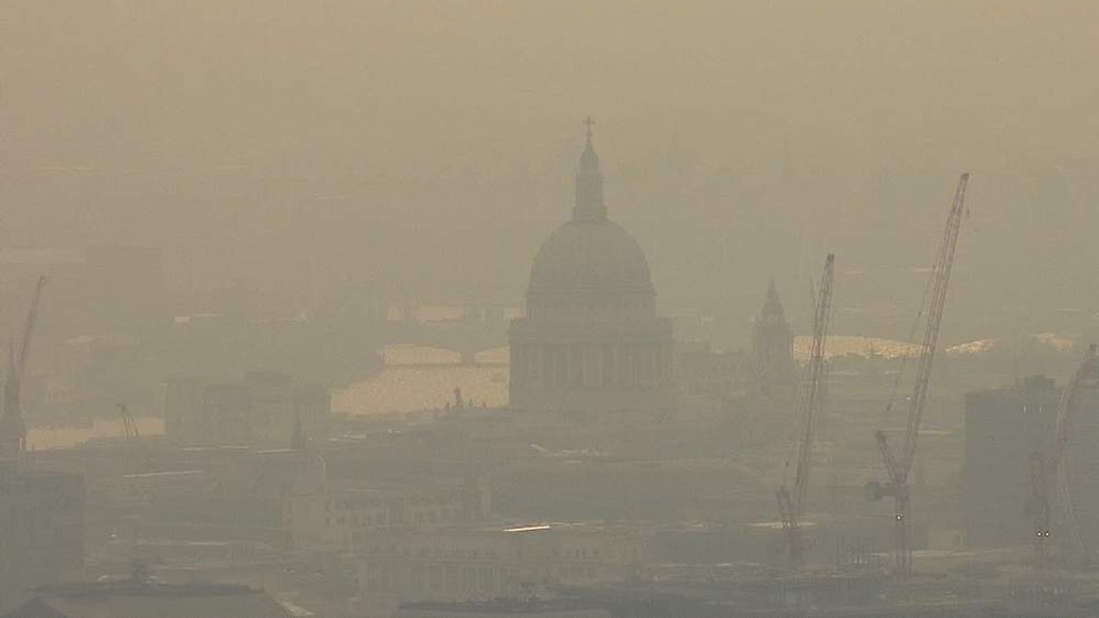 Smog Creeps Over UK As Pollution Hits Level 10 | UK News | Sky News