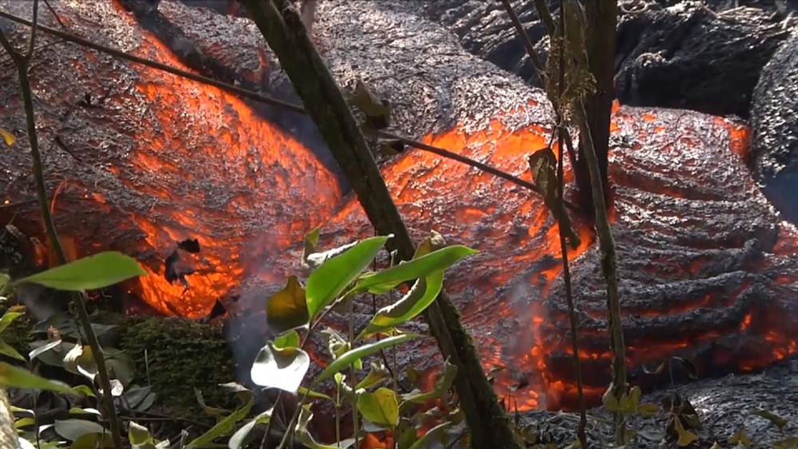 Oozing Hawaii Volcano Lava Lobe Breaks Out | Scoop News | Sky News