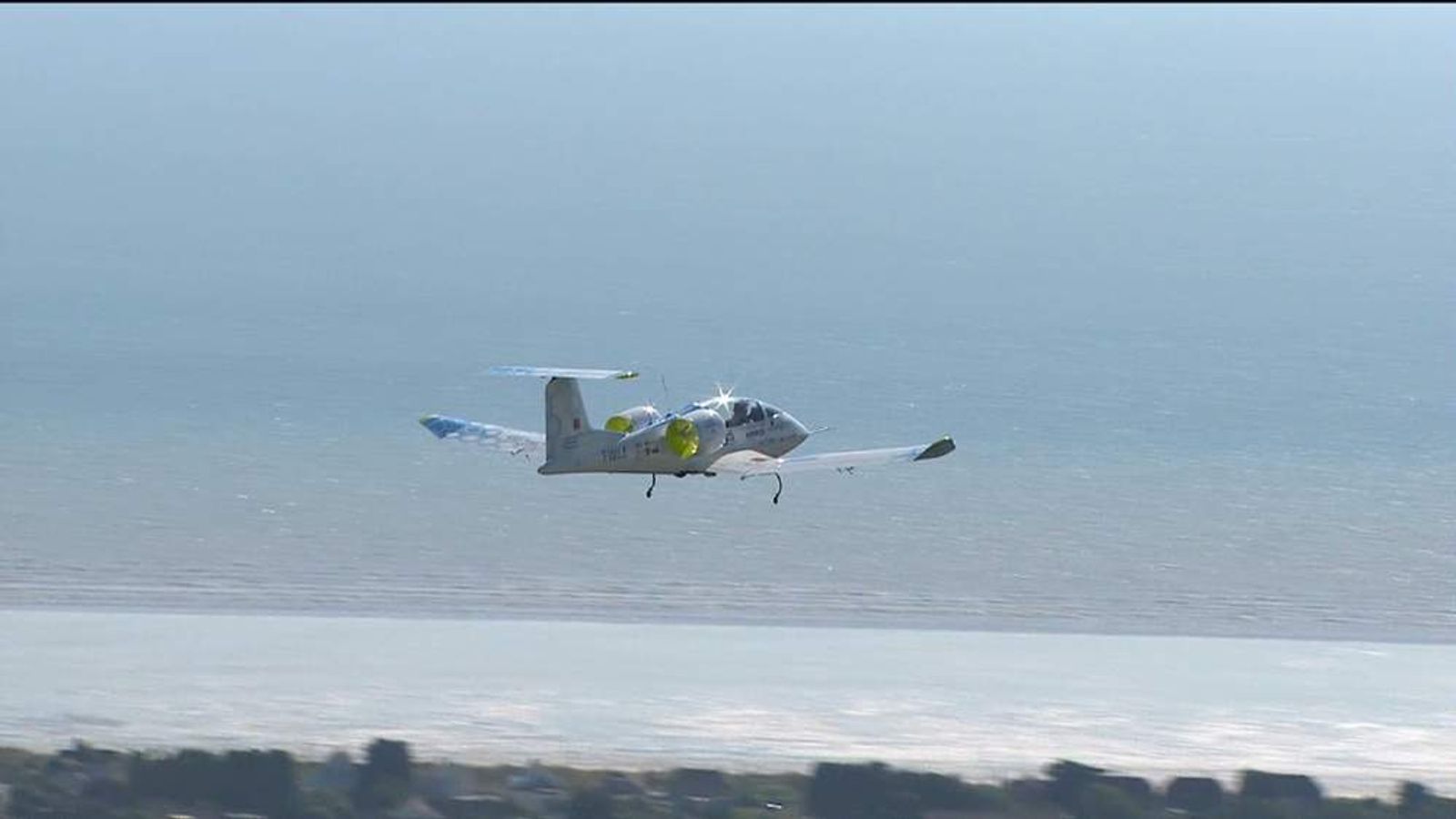 Battery-Powered Plane Recreates Historic Flight Across The Channel ...