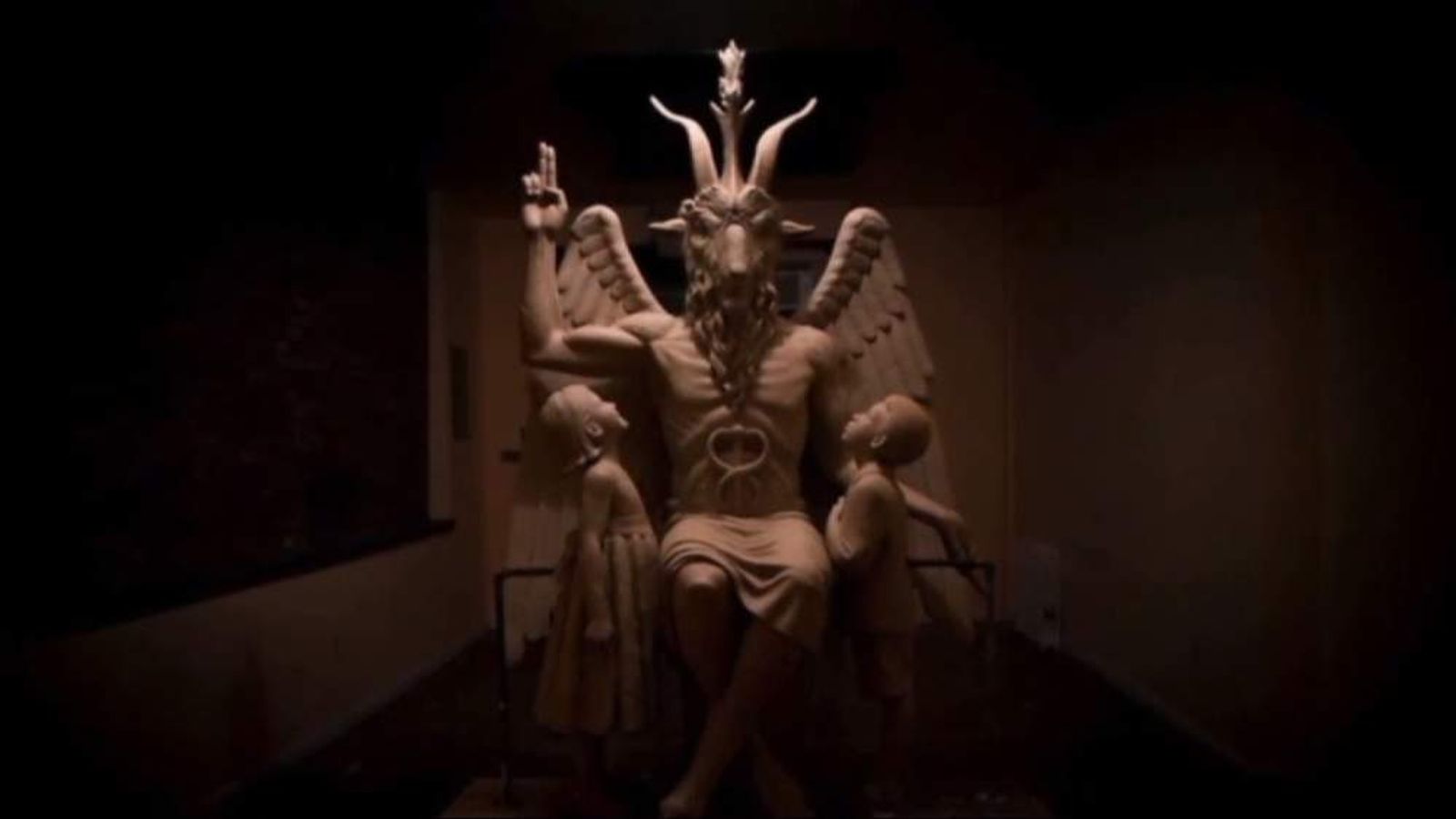Satanists Unveil 9ft Bronze Statue Baphomet In Detroit | Scoop News ...