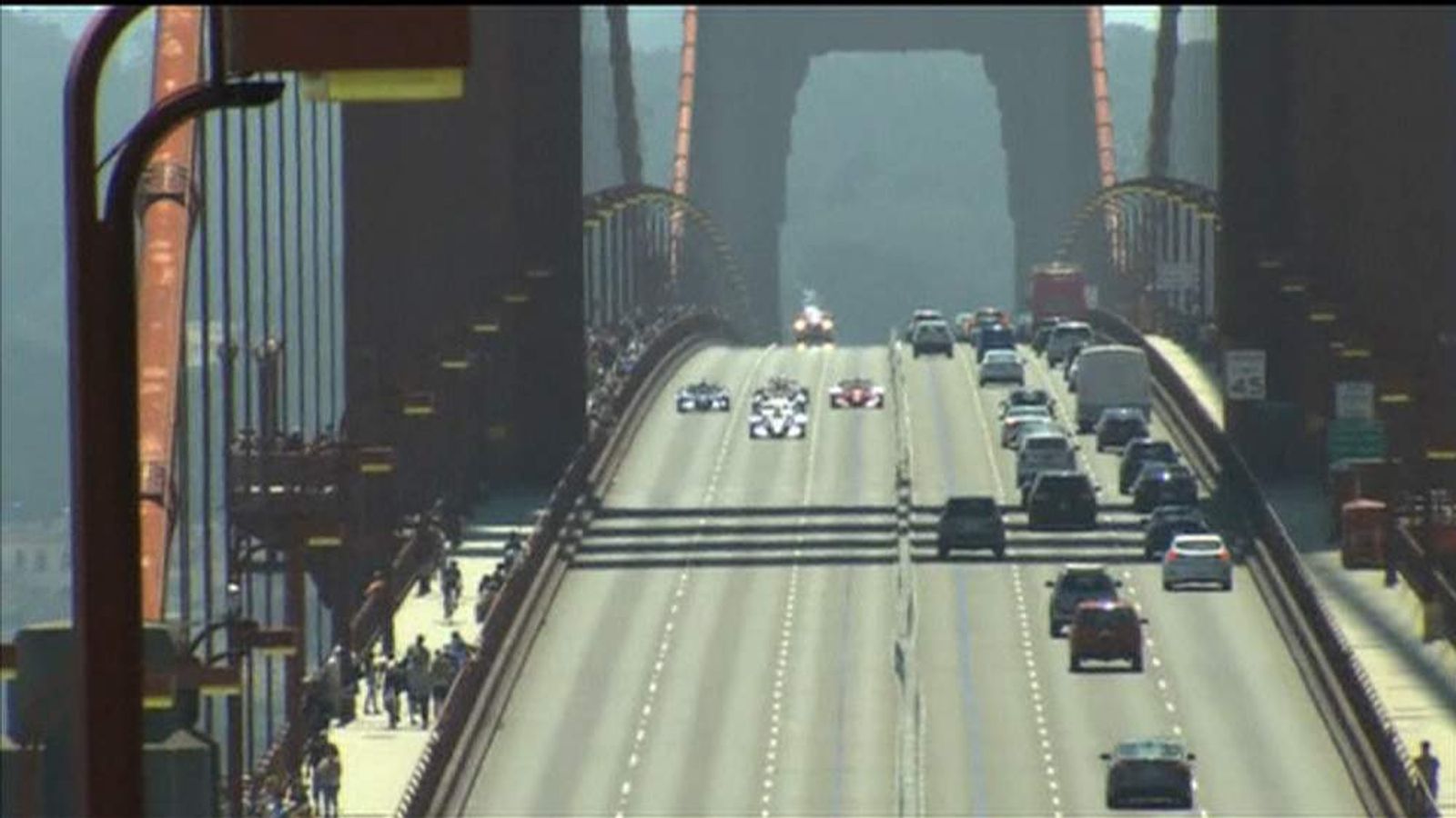 IndyCar Racers In Golden Gate Tribute To Wilson | UK News | Sky News