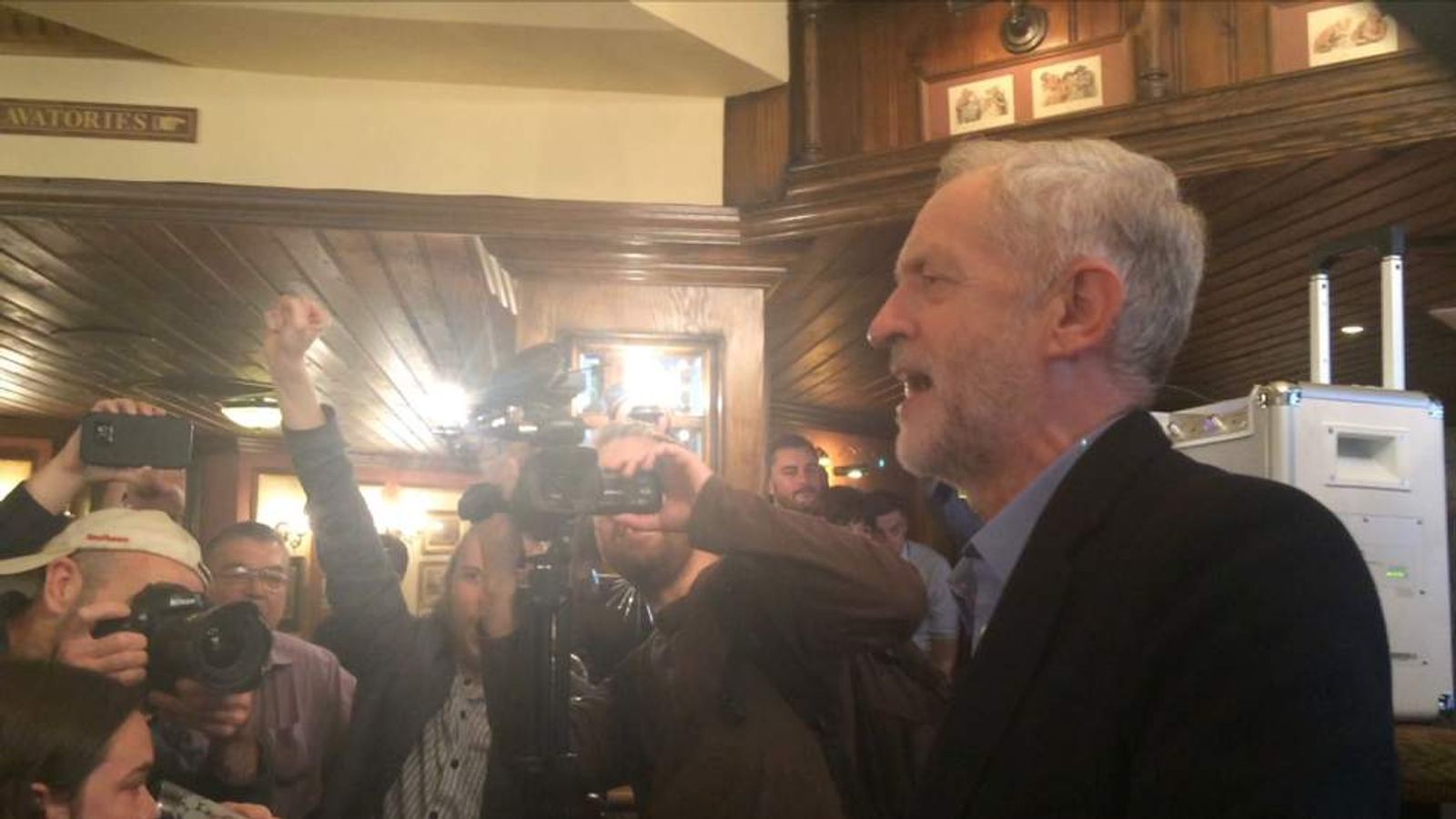 Jeremy Corbyn Sings The Red Flag After Victory | Scoop News | Sky News