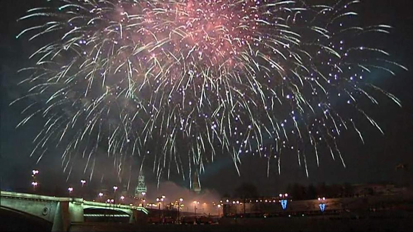 Moscow Celebrates The Start Of 2016 With Firework Display | Scoop News ...