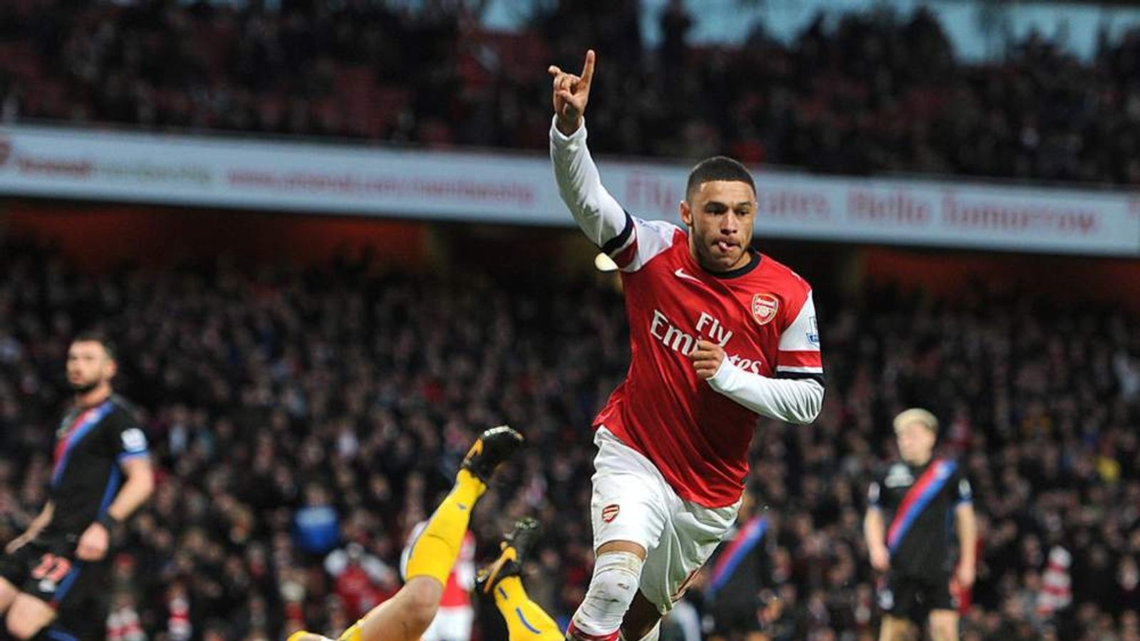 Arsenal Back On Top After Palace Win | Scoop News | Sky News