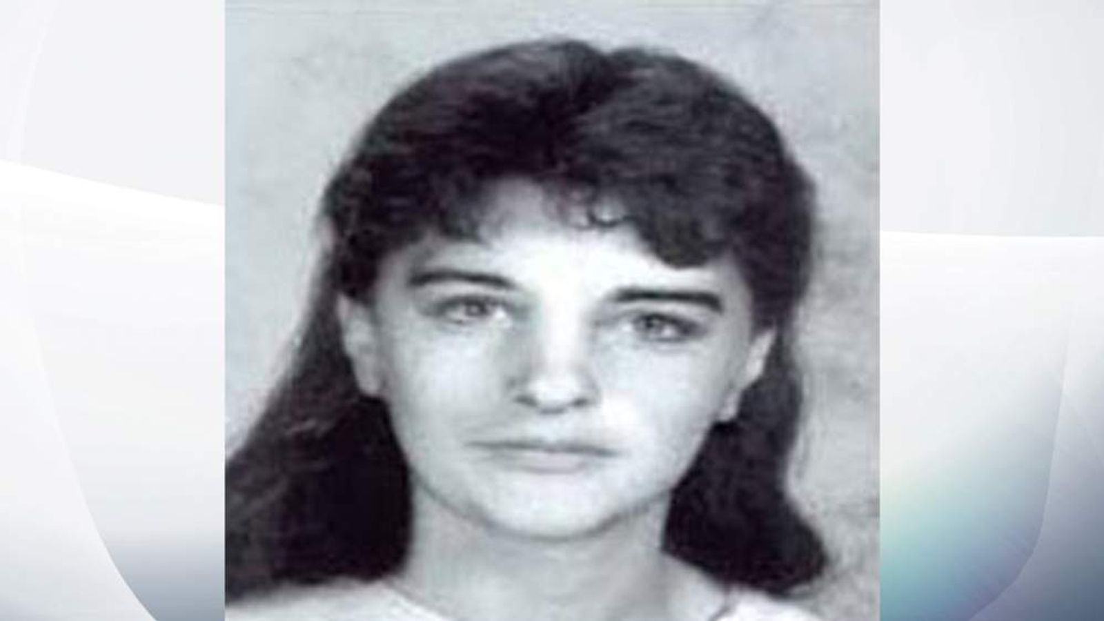 Digs Begin For Two 'Vanishing Triangle' Women | World News | Sky News