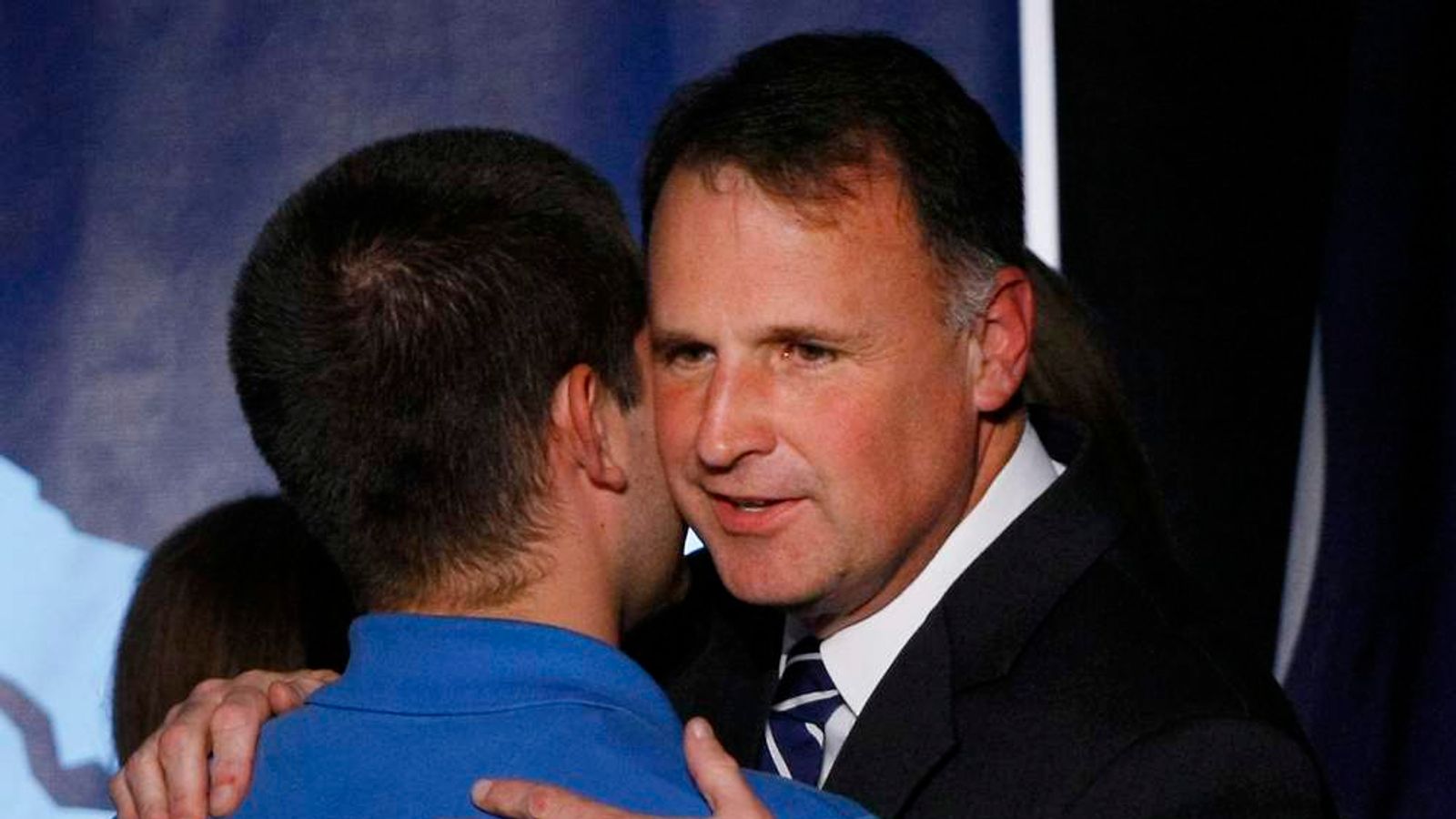 Creigh Deeds 'Close With Son Who Stabbed Him' | US News | Sky News