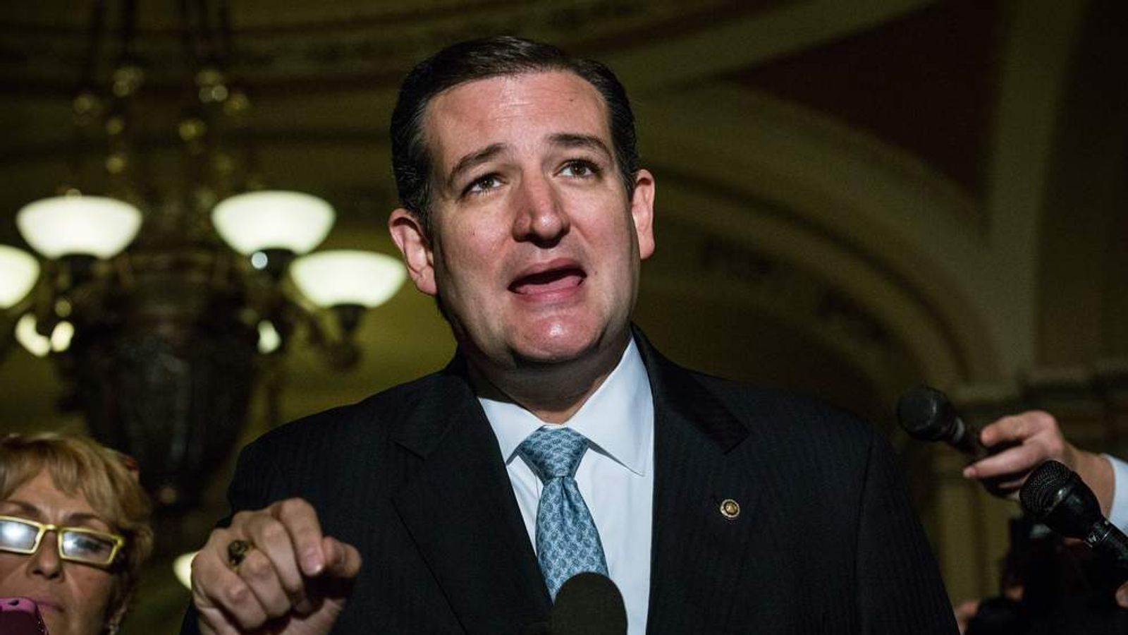 Senator Ted Cruz: FBI Probes Twitter 'Threats' | US News | Sky News