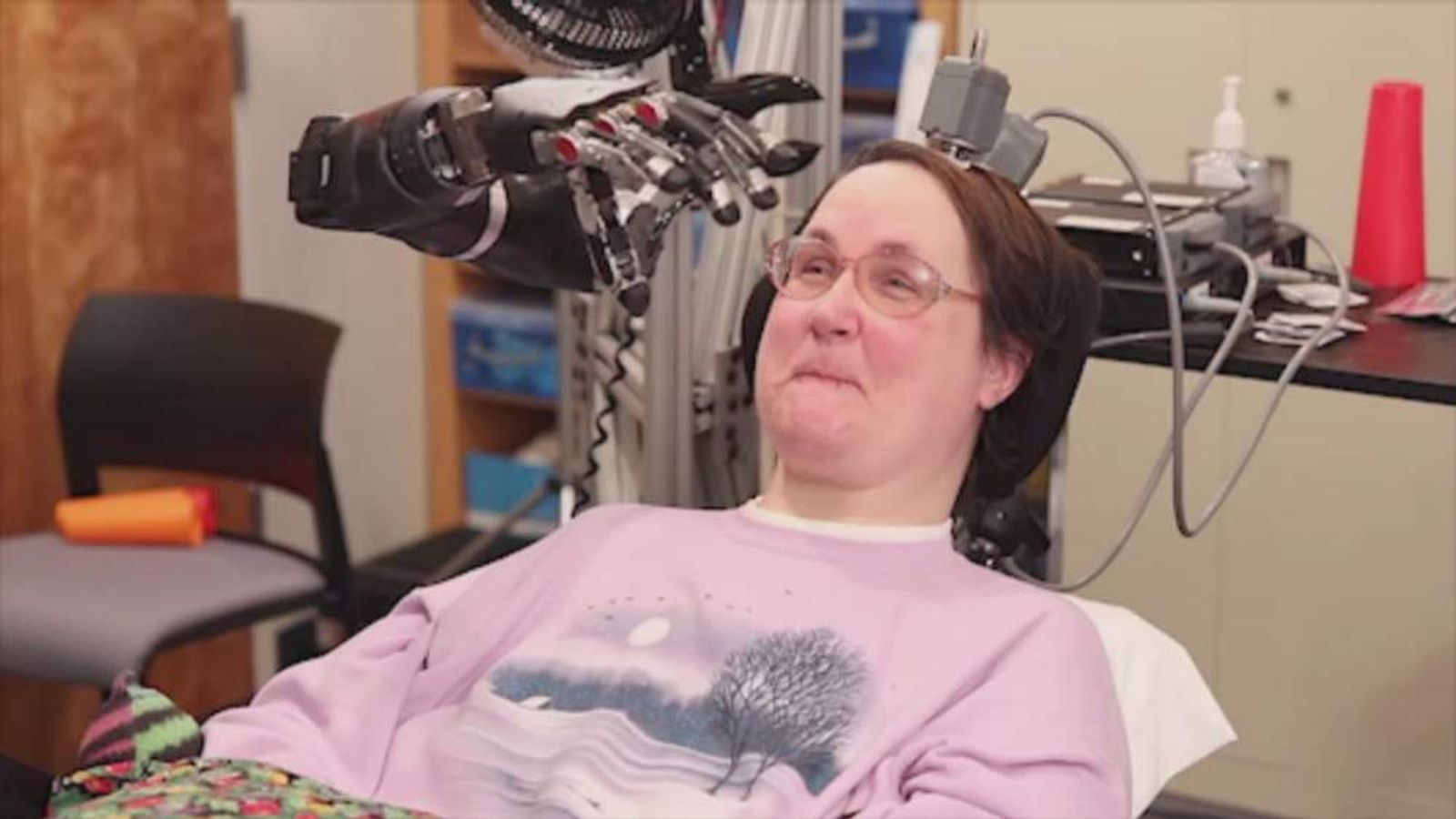 Woman Uses Her Mind To Control Robotic Arm | Science, Climate & Tech ...