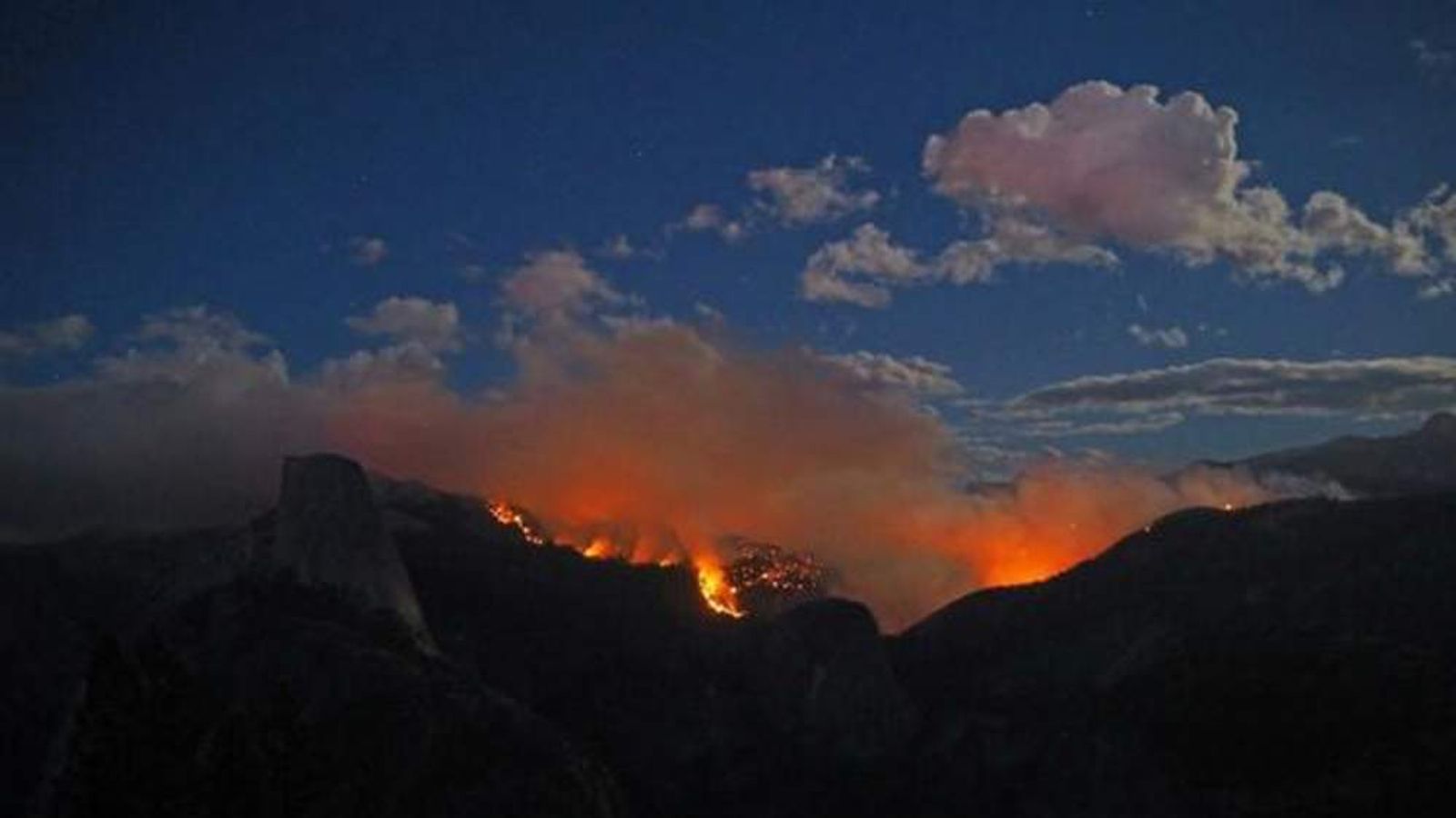 Hikers Evacuated As Yosemite Fire Spreads | US News | Sky News