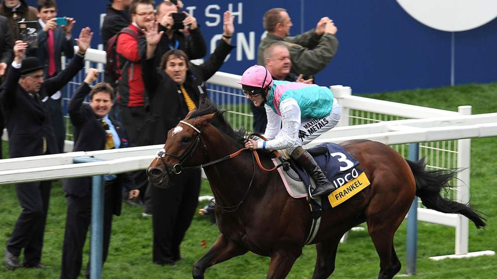 Frankel Signs Off In Style | Scoop News | Sky News