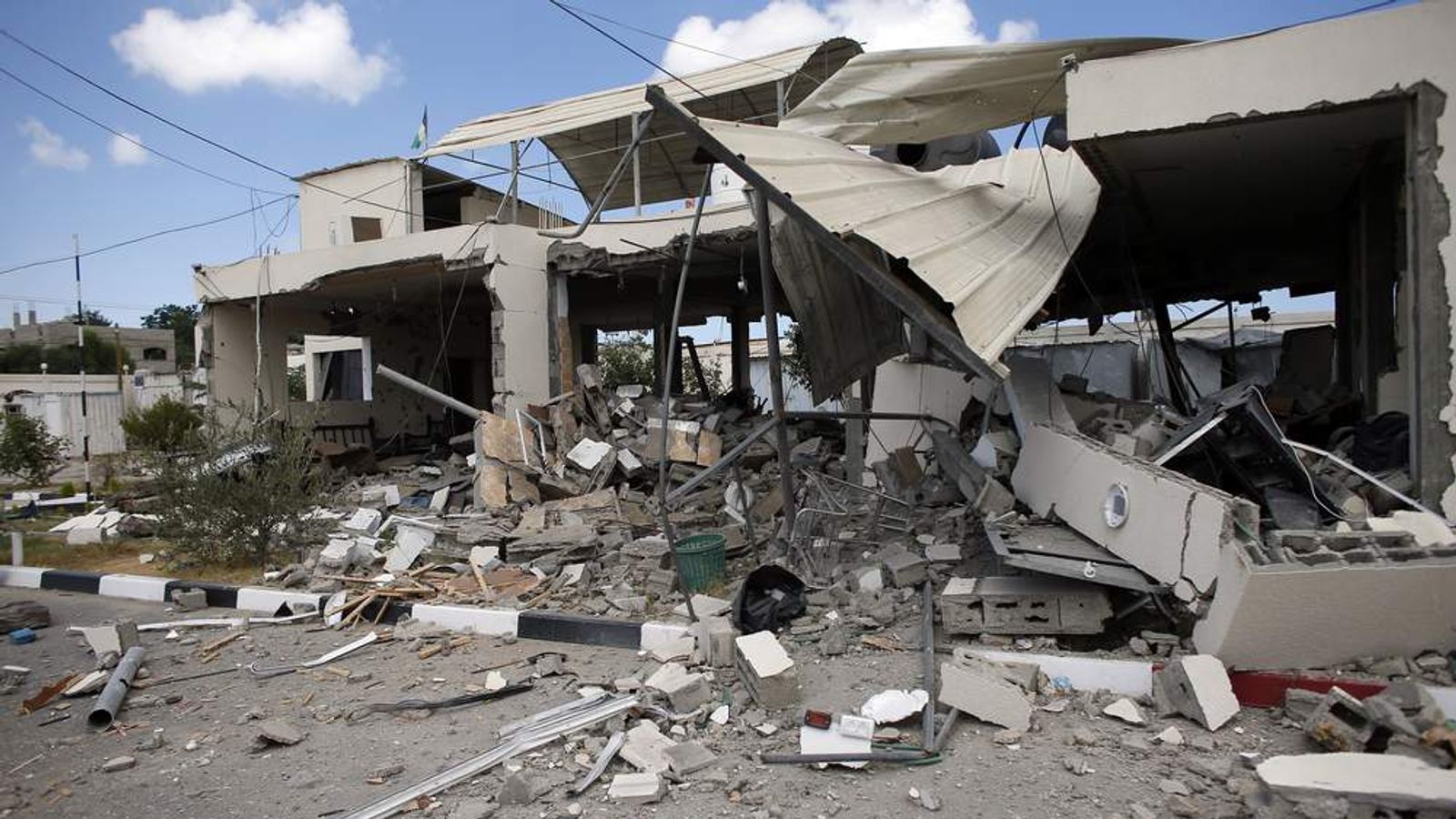 Middle East Ceasefire Talks 'Making Progress' | World News | Sky News