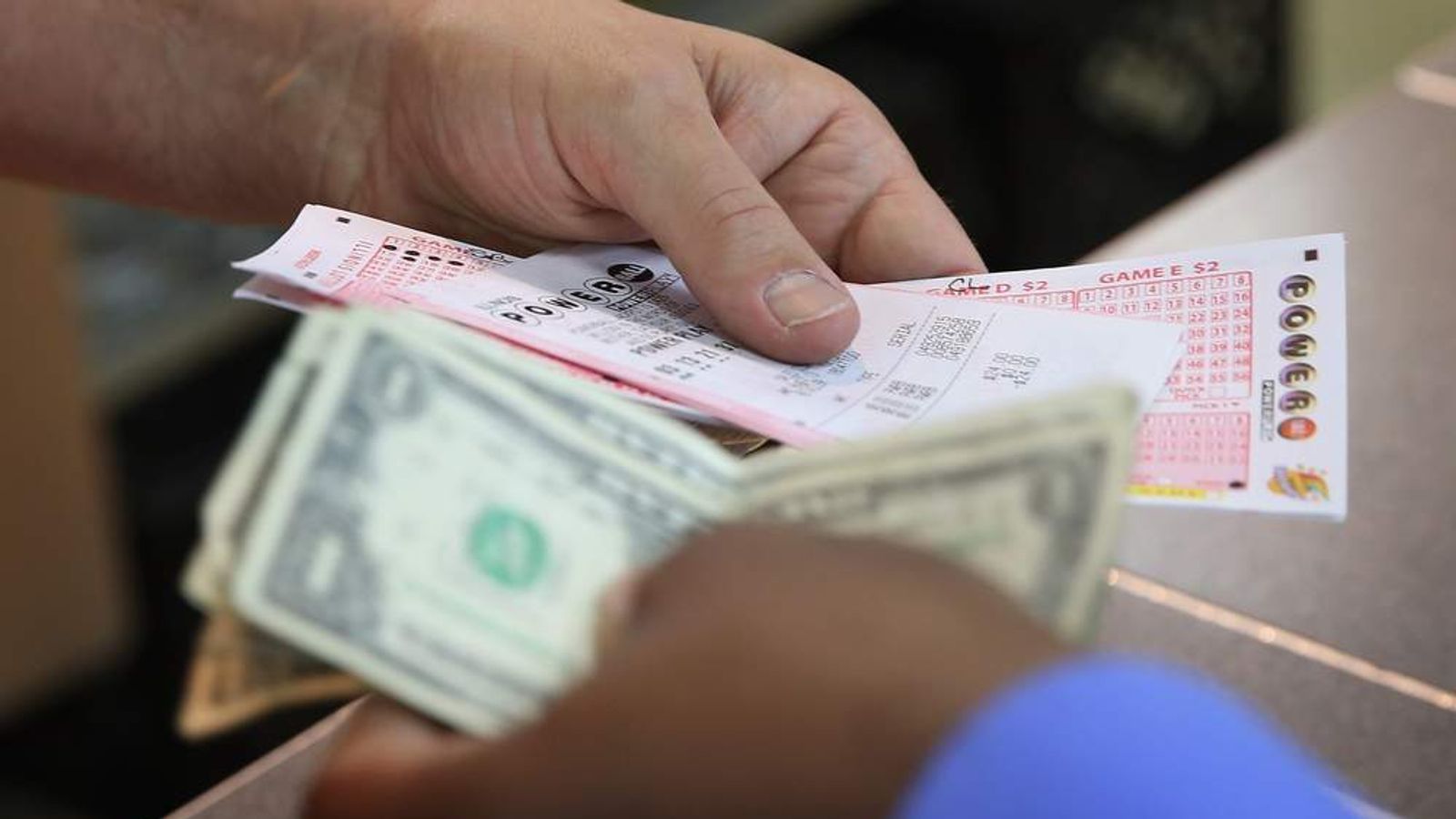 IOUs Instead Of Cash Given To Lotto Winners | US News | Sky News