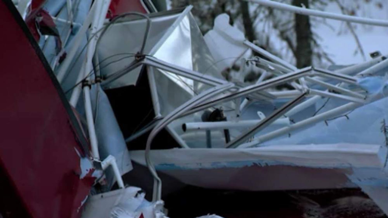 Pilots Survive Mid-Air Plane Collision | US News | Sky News