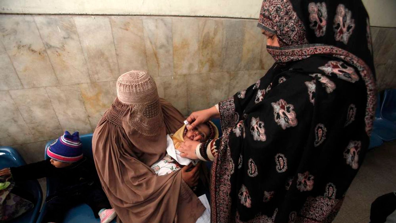Pakistan Polio Killings: Vaccinations Resume | World News | Sky News