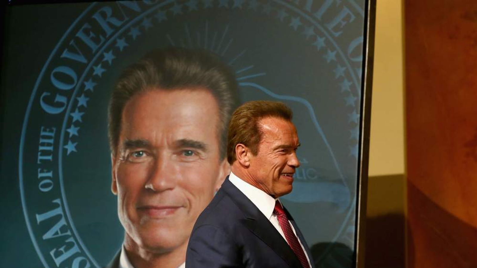 Arnie Unveils Larger-Than-Life Portrait | US News | Sky News